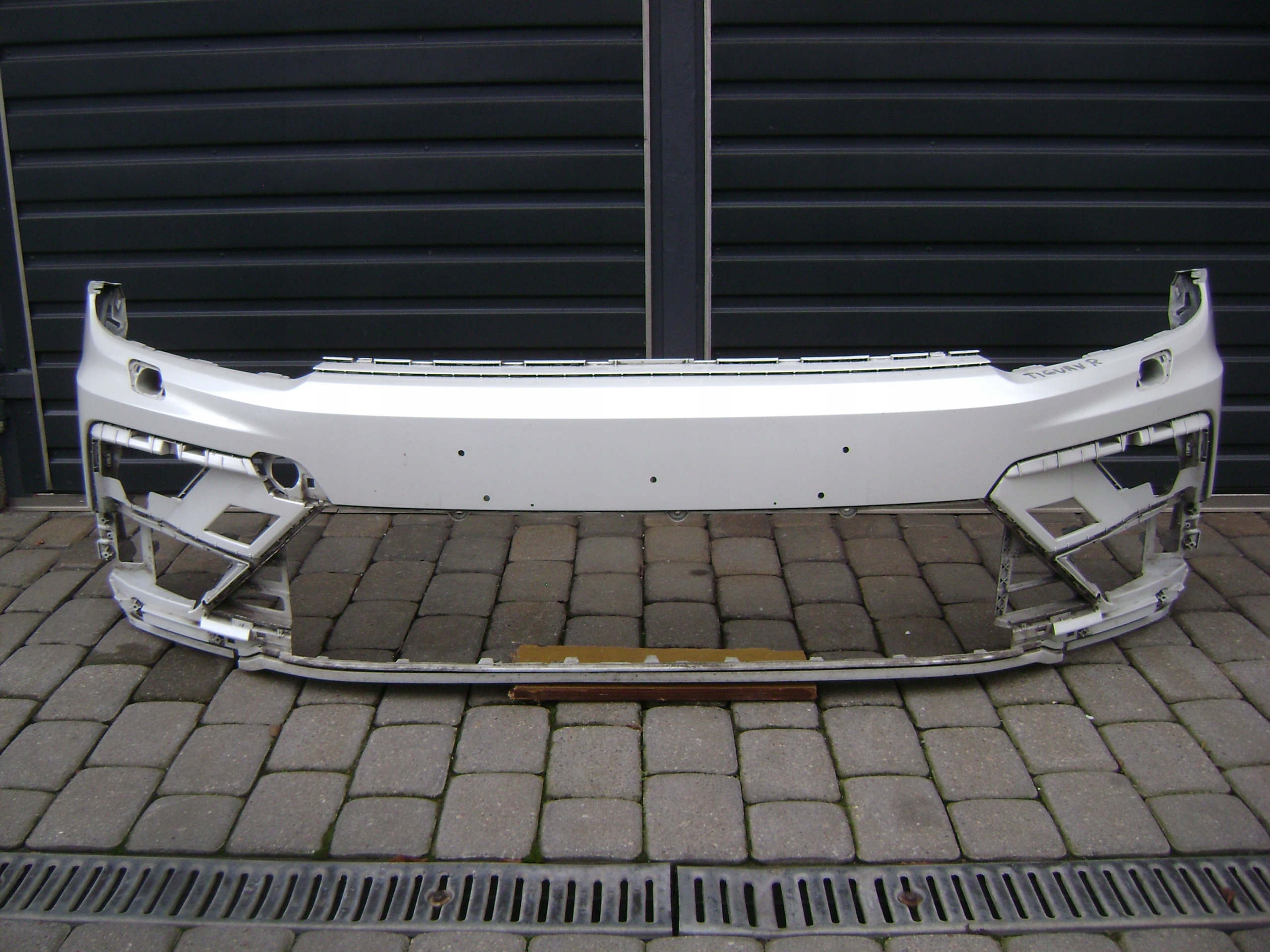 ZDERZAK PRZÓD PRZEDNI VW TIGUAN II 5NA R-LINE 15- za 300.00PLN z ...