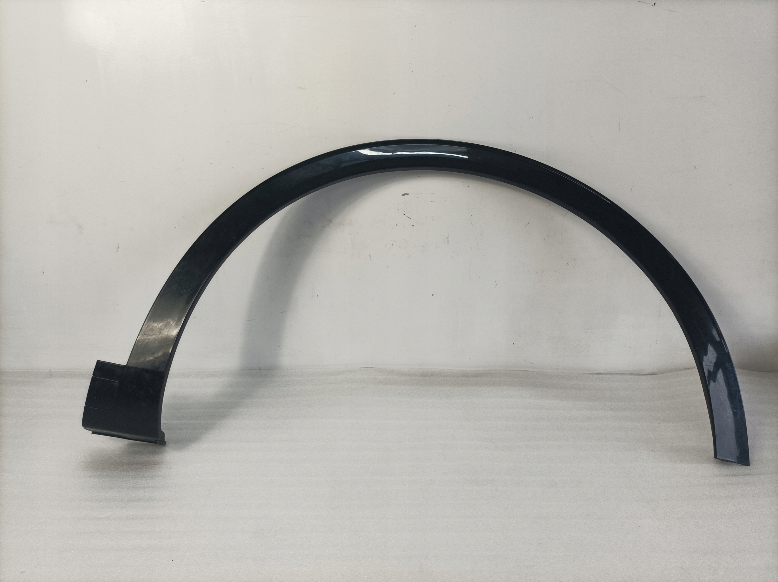 LISTWA BŁOTNIKA PRAWY PRZÓD KIA SPORTAGE V 5 87714-R2300 za 170.00PLN z ...