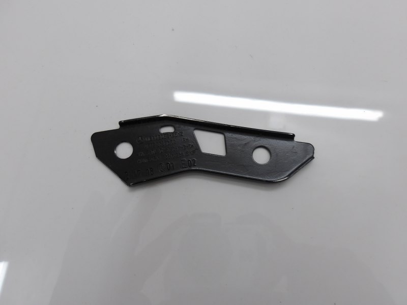 MERCEDES W177 ŚLIZG ZDERZAK PRAWY A1778851600 za 90 zł z Pszczew ...