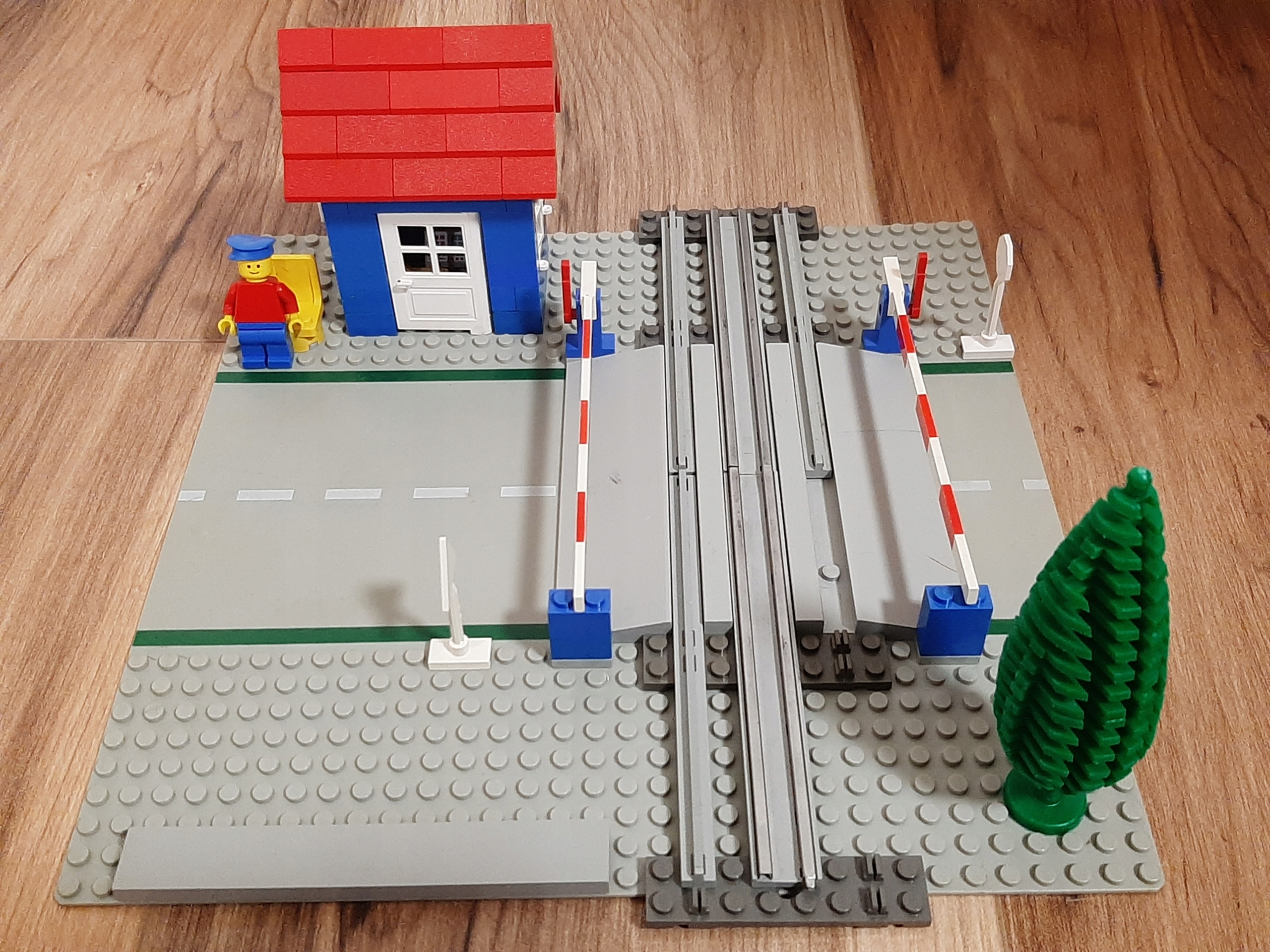Lego Level Crossing - Niska cena na Allegro.pl Lego Level Crossing - Niska cena na Allegro.pl