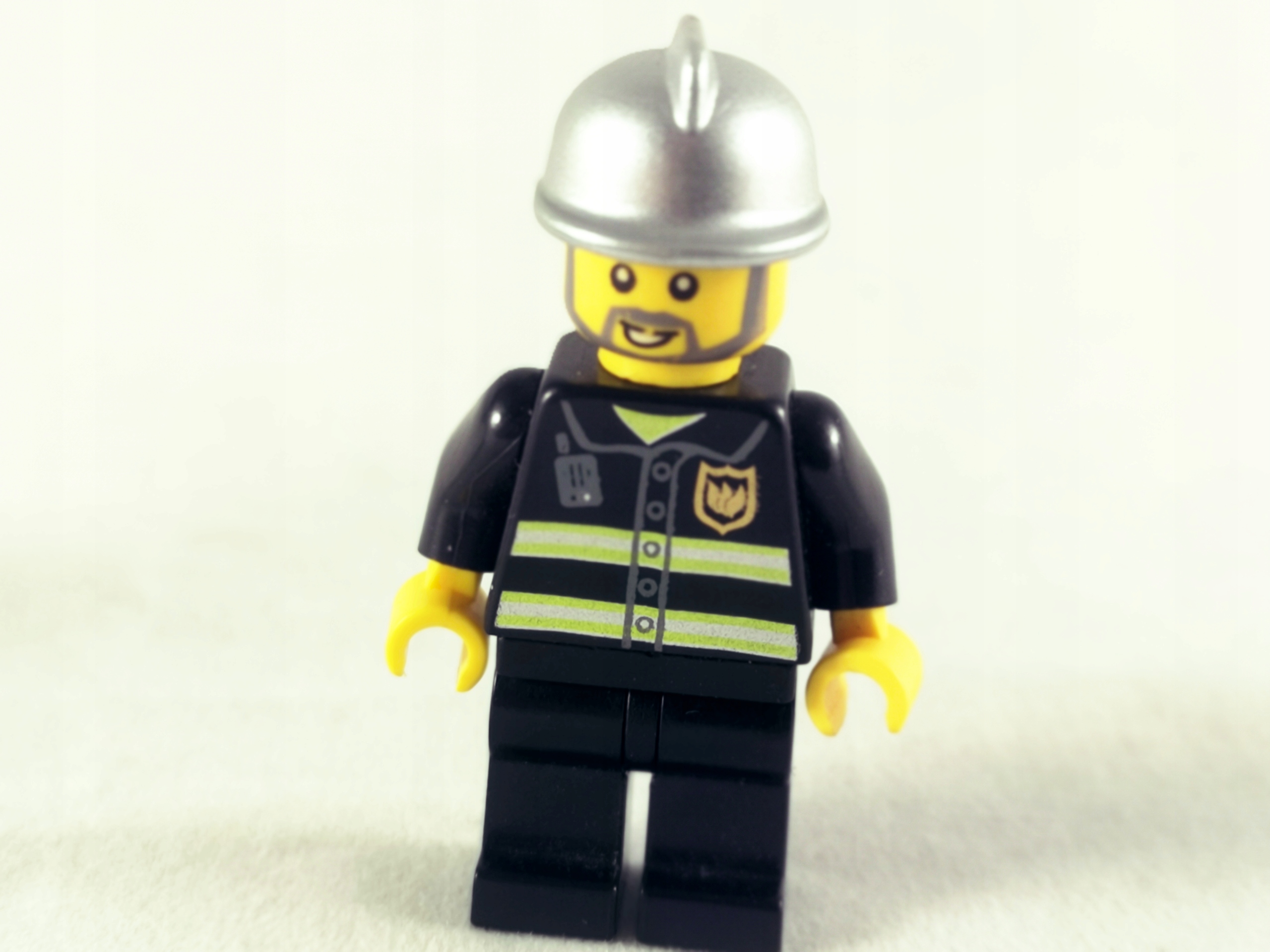 LEGO System City figurka Strażak • Cena, Opinie - Allegro