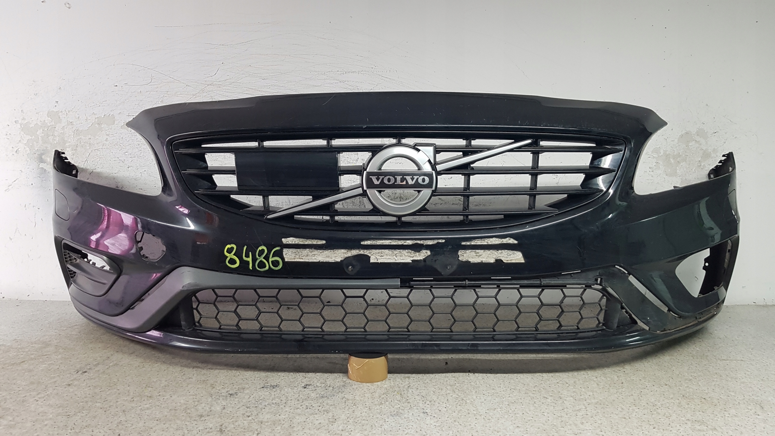 VOLVO S60 V60 R-DESIGN 2013 - ZDERZAK PRZÓD 8486 za 3299.00PLN z GIEŁDA ...