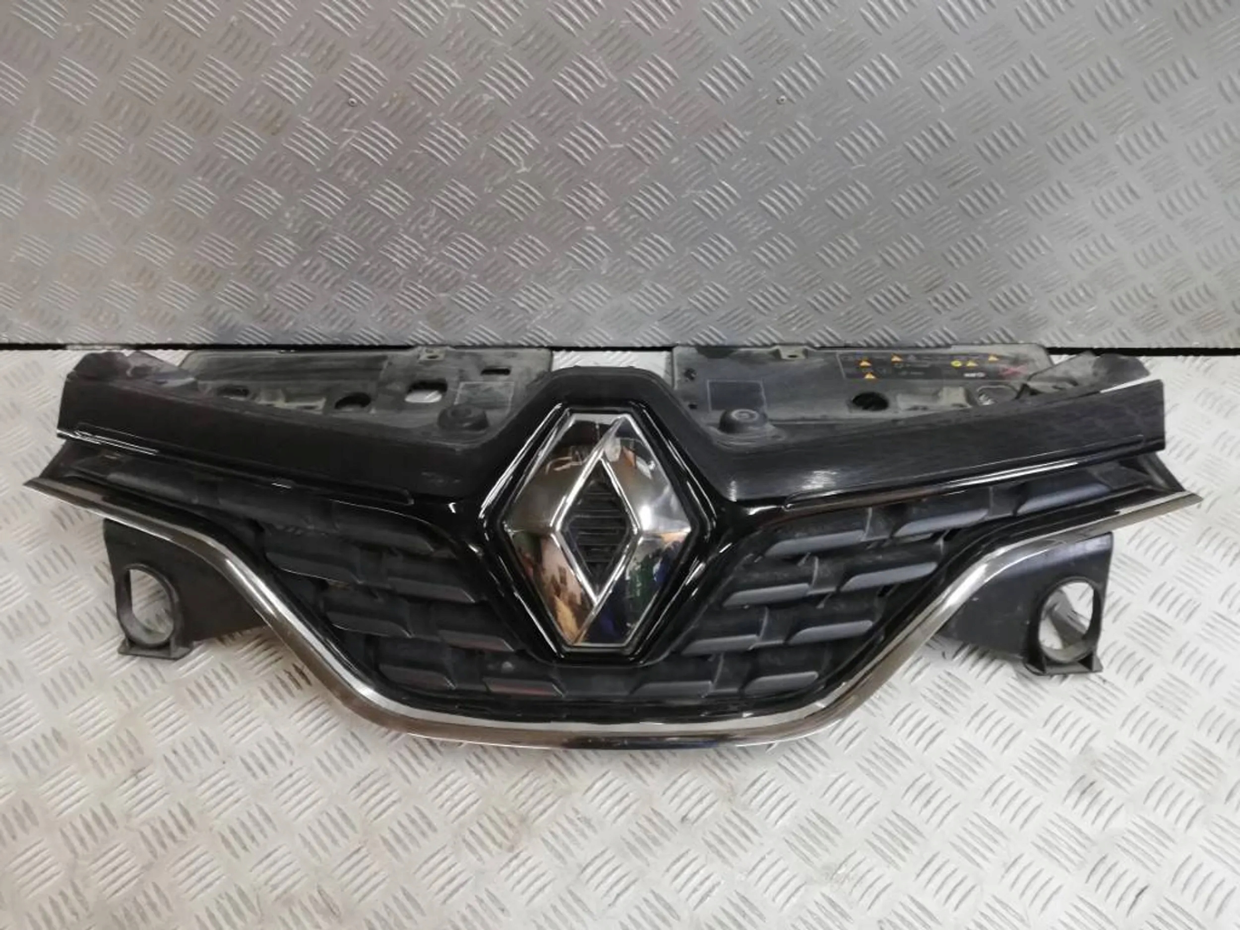 ATRAPA GRILL WZMOCNIENIE RENAULT CAPTUR I LIFT za 999.00PLN z Poznań ...