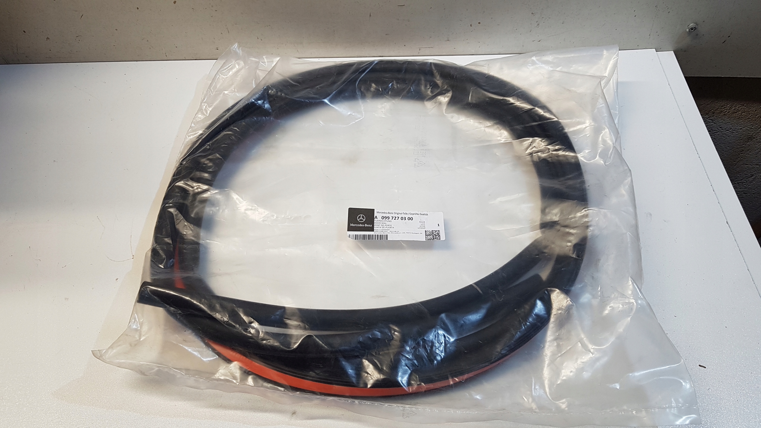 Mercedes CLA W205 W213 uszczelka drzwi 0997270300 0997270300 za 300 zł ...