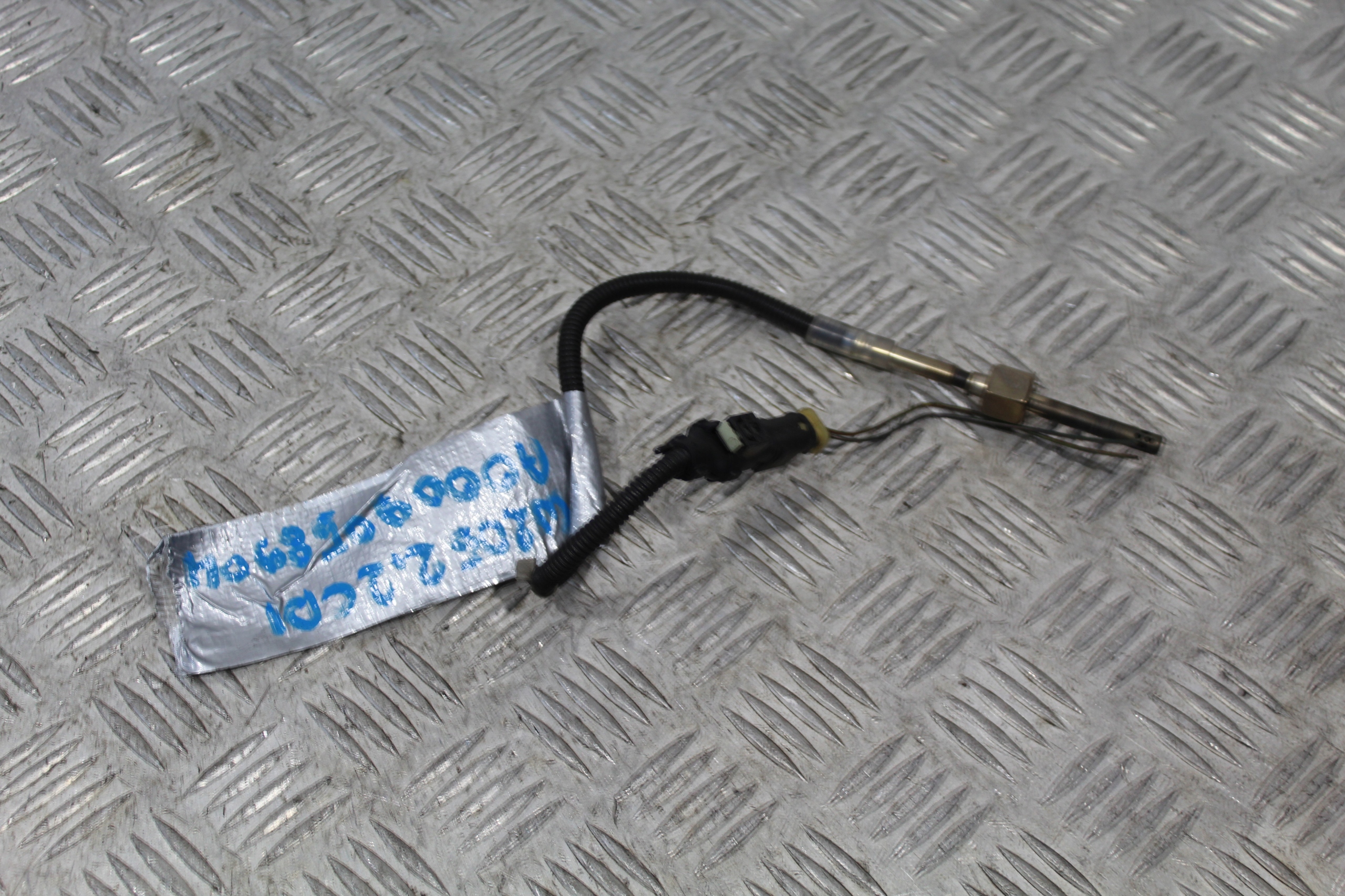 Mercedes-Benz OE A0009058904 czujnik temperatury spalin - porównaj ceny ...