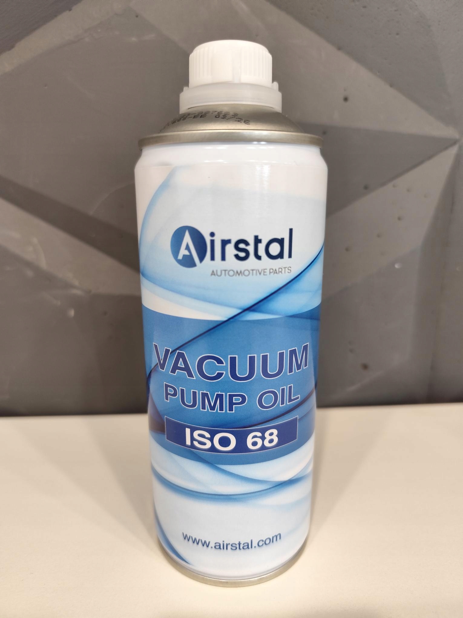 Olej pro vakuové pumpy/Vacuum Pump Oil IOS 68 - 500 ml za 203.00CZK - Allegro