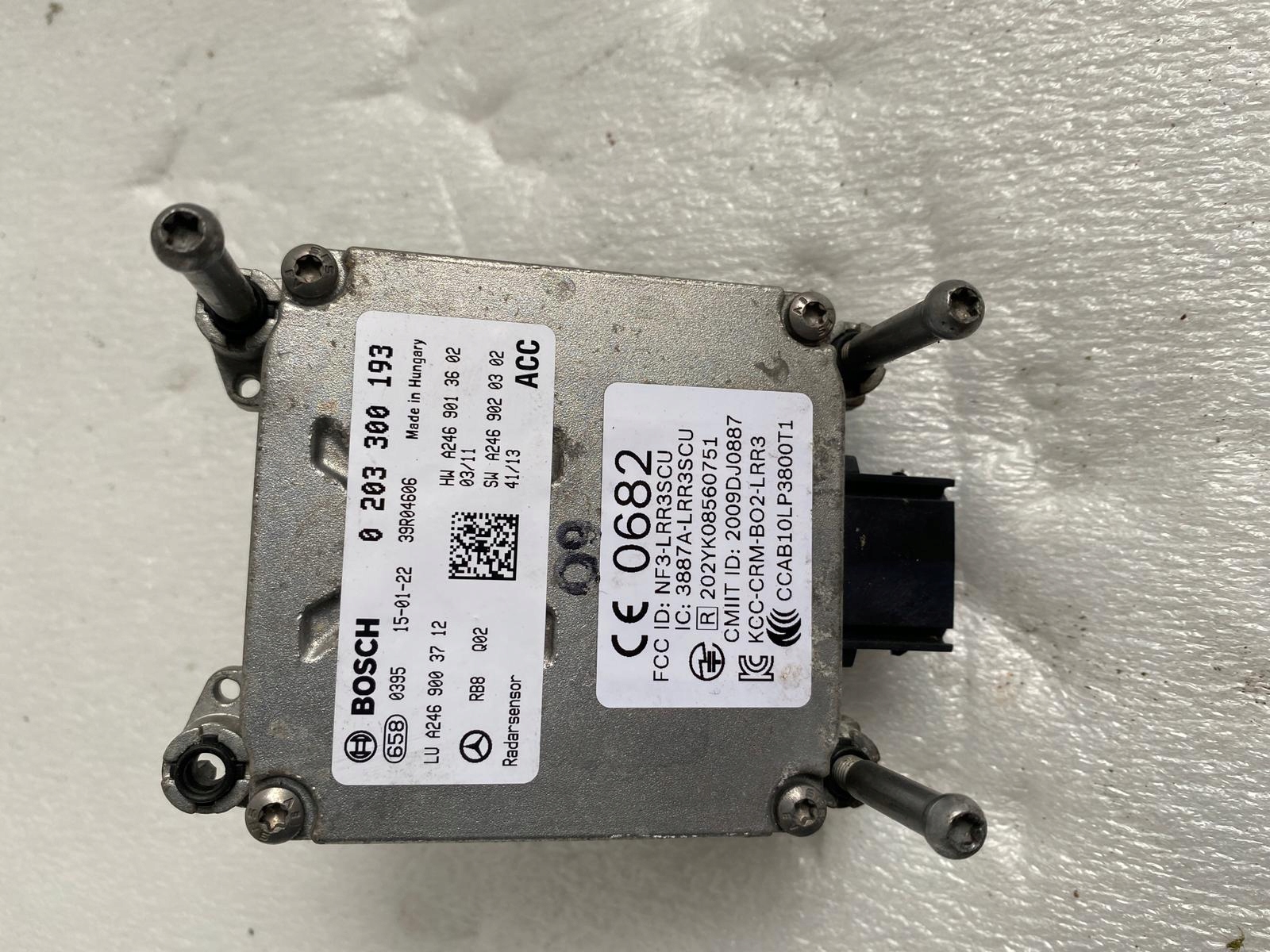 Distronic, Radar Mercedes A246 - Niska cena na Allegro