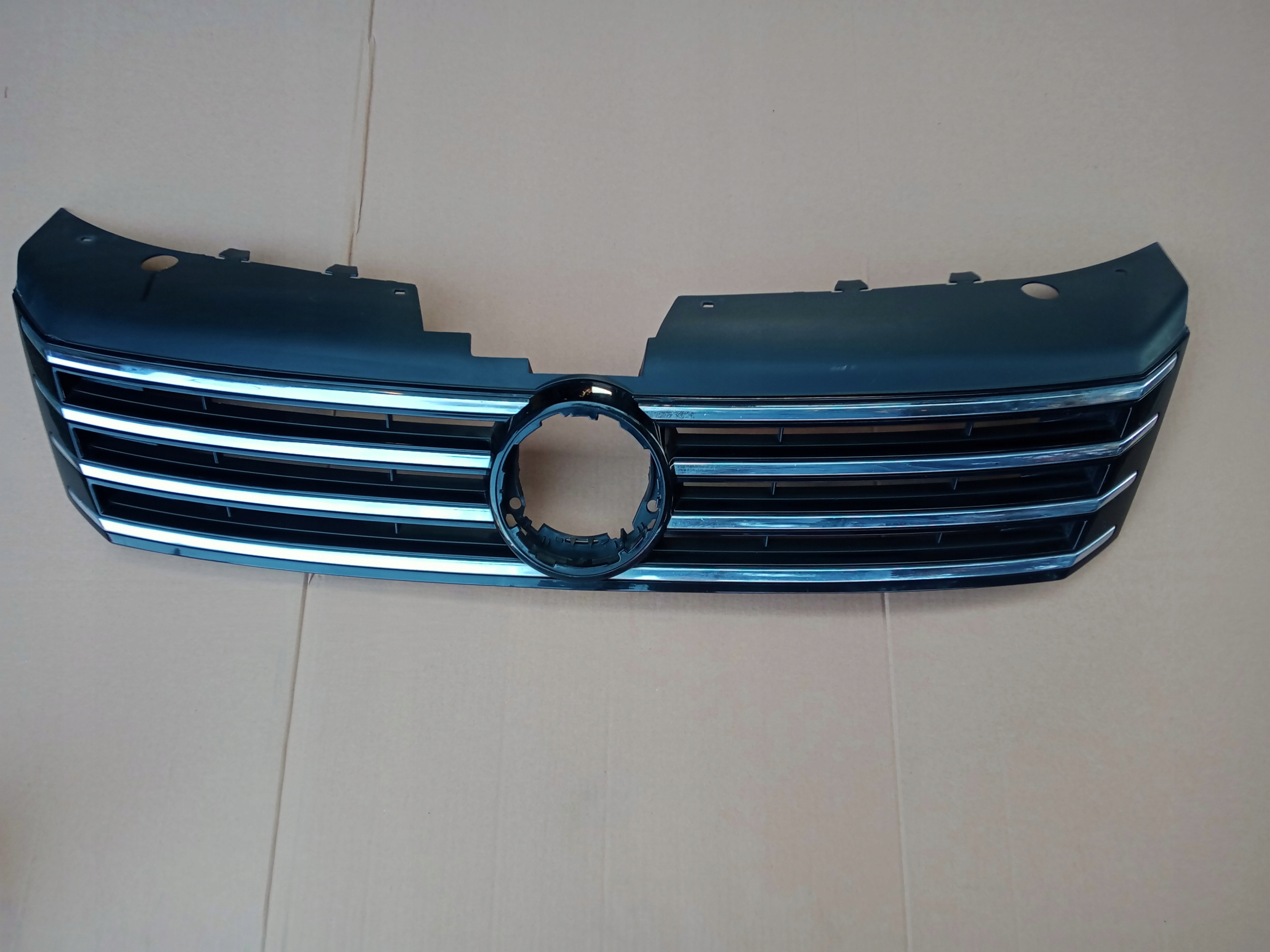 GRILL ATRAPA PRZÓD 3AA853651 PASSAT B7 10-14 • Cena, Opinie - Allegro