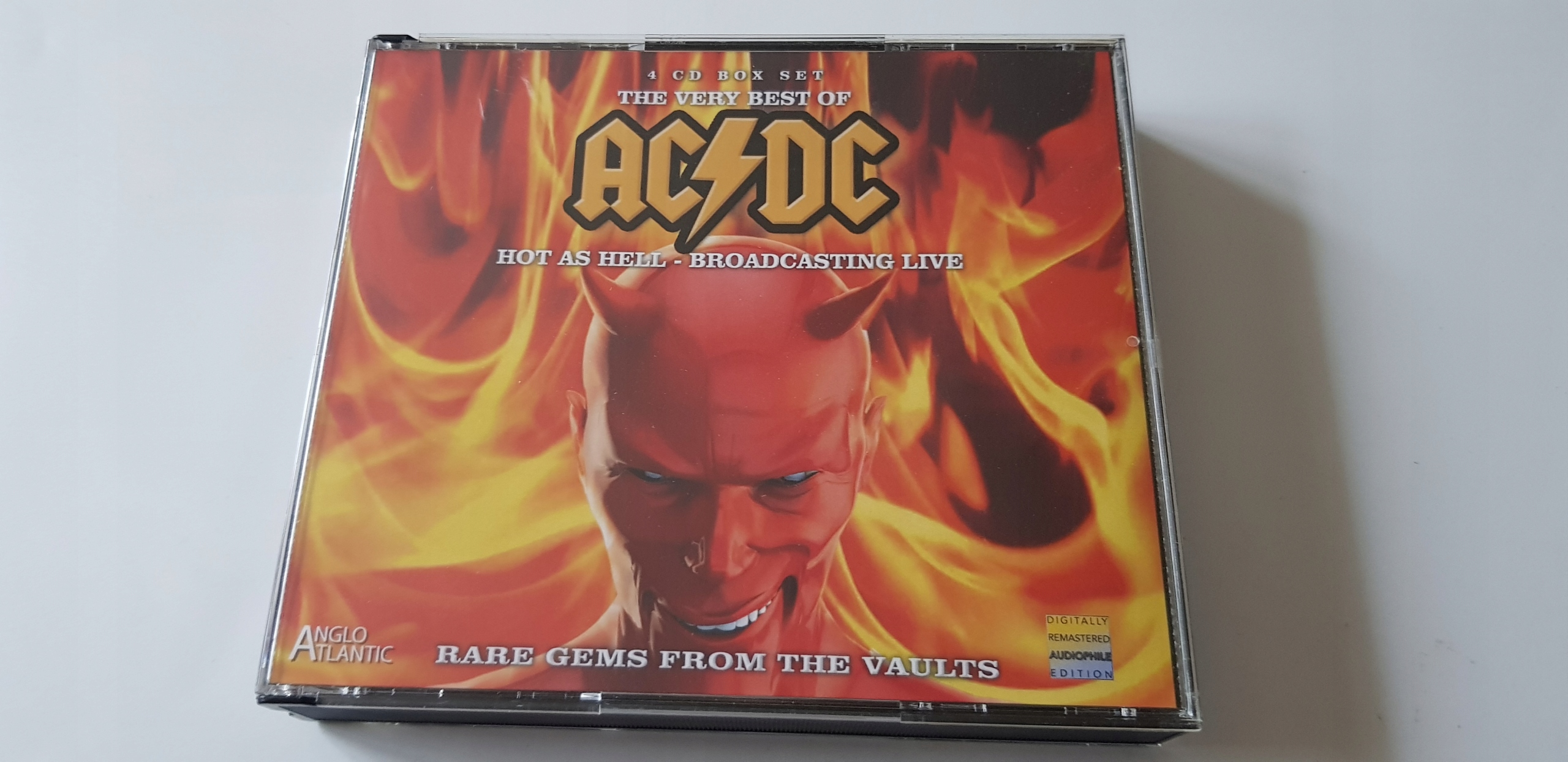 Hot As Hell - Broadcasting Live 1977 - '79 AC/DC CD - porównaj ceny ...