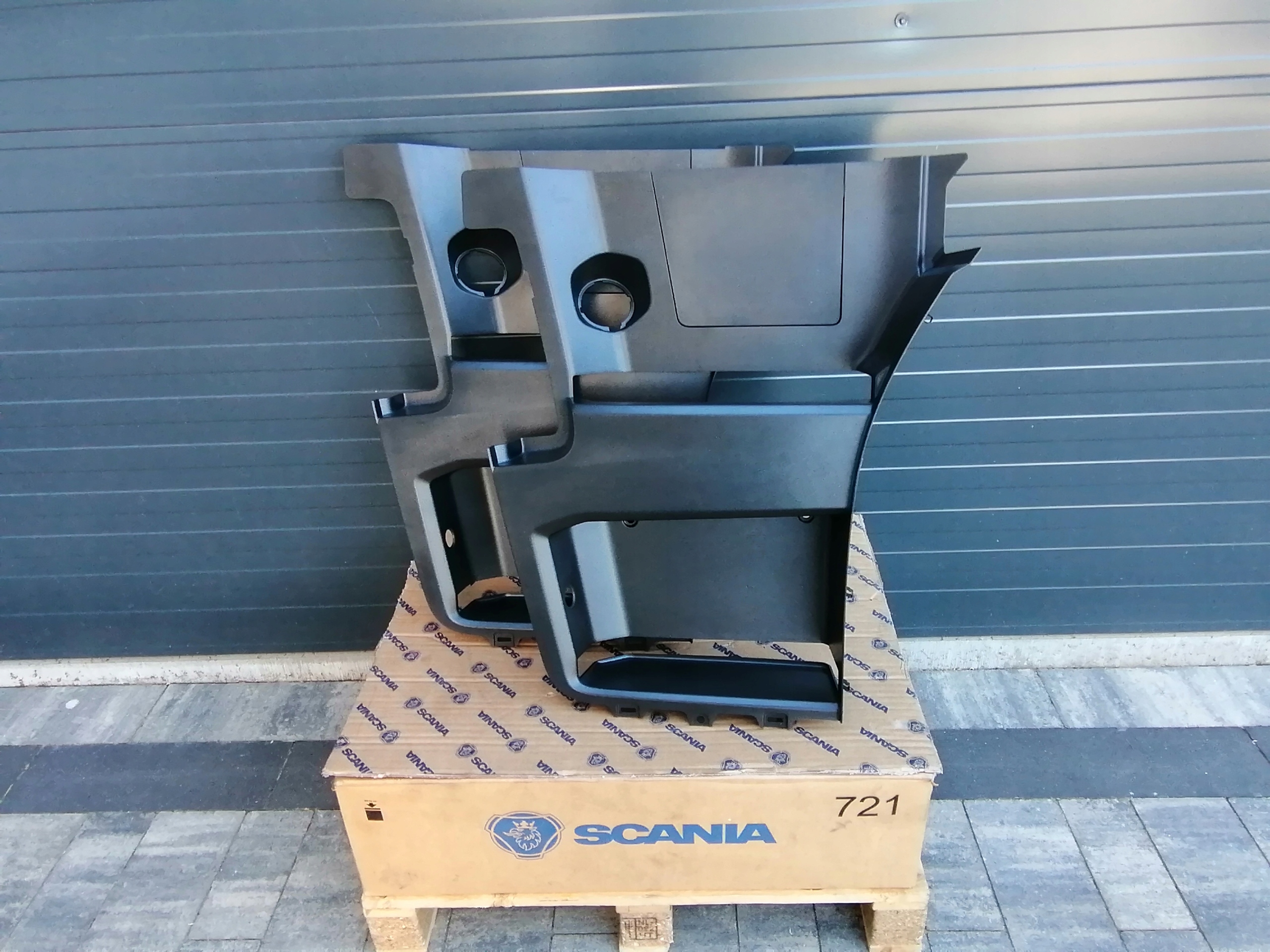 Scania OE 2559305 stopień stopnica - porównaj ceny - Allegro.pl