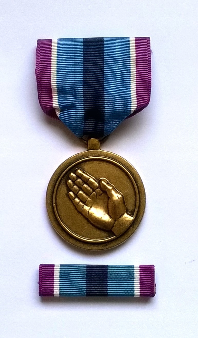Medal USArmy - HUMANITARIAN SERVICE MEDAL z baretką 15770307880 ...