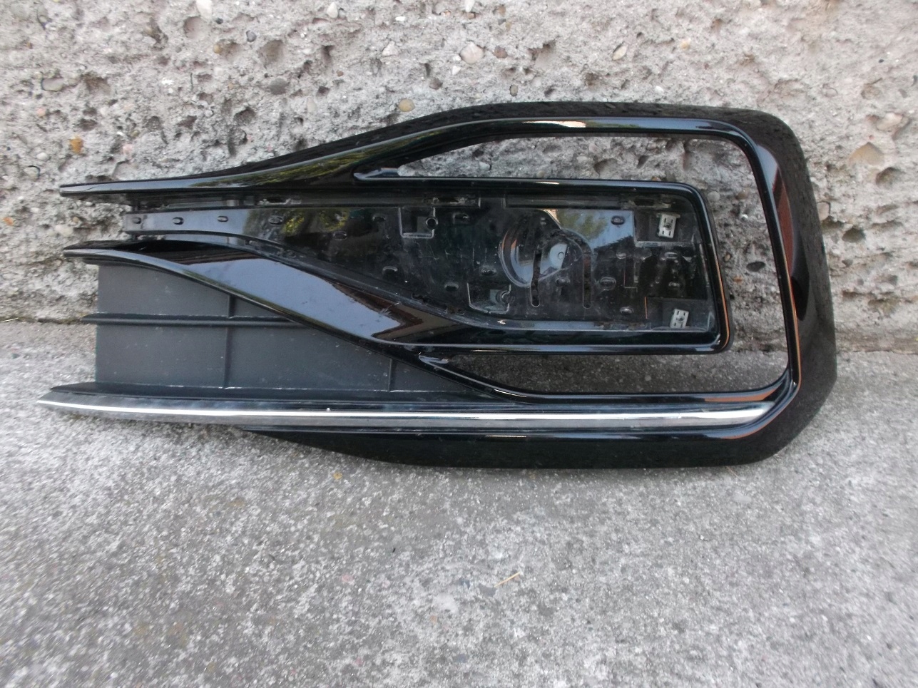 VW PASSAT B8 LIFT R-LINE kratka lewa 3G0853793B za 300.00PLN z Kosorowice - Allegro - (13423584218)