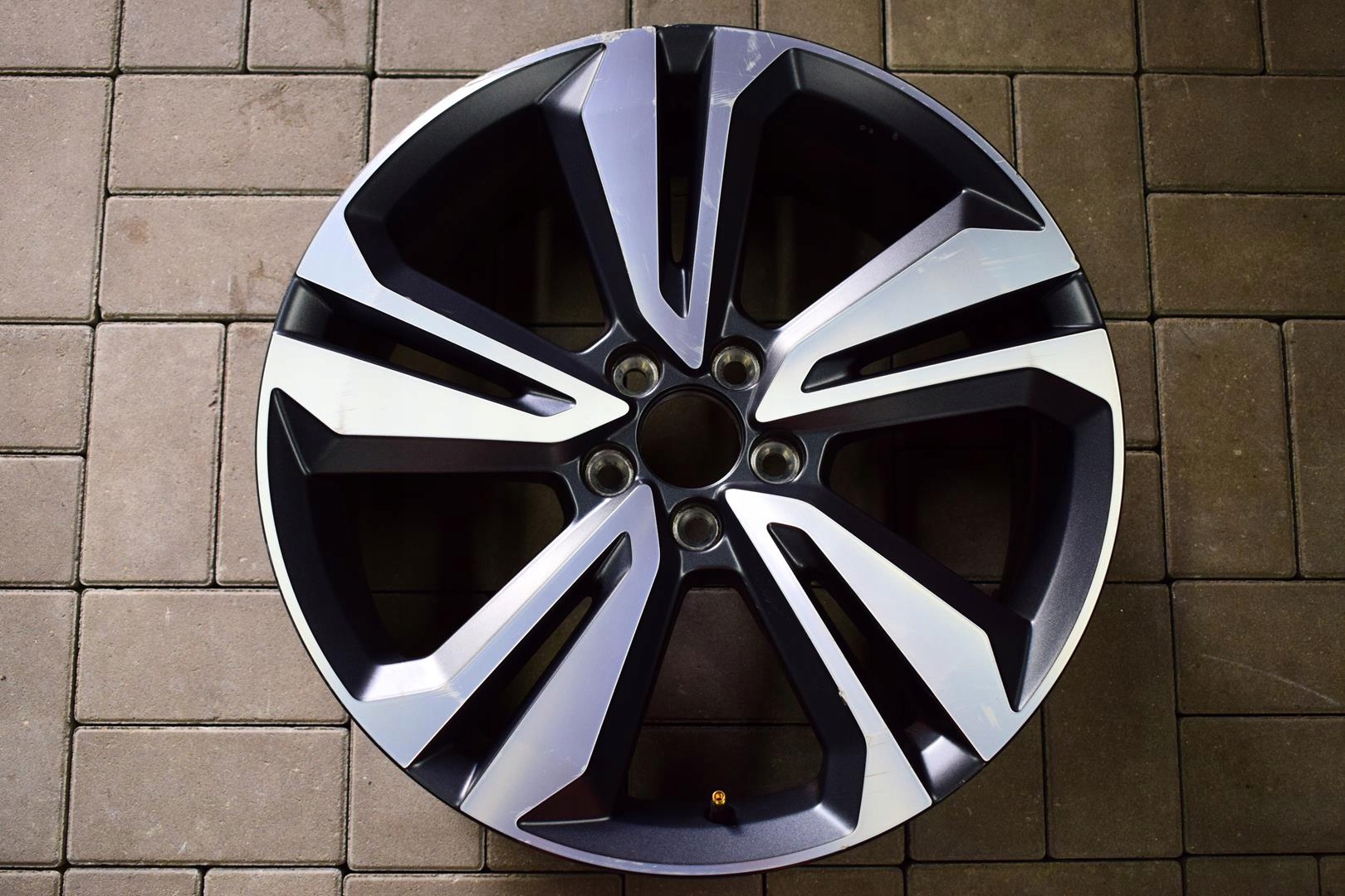 VOLVO 19'' ,,R-Design'' V60 V90 XC60 XC90 Oryg! 31680201 za 600 zł z ...