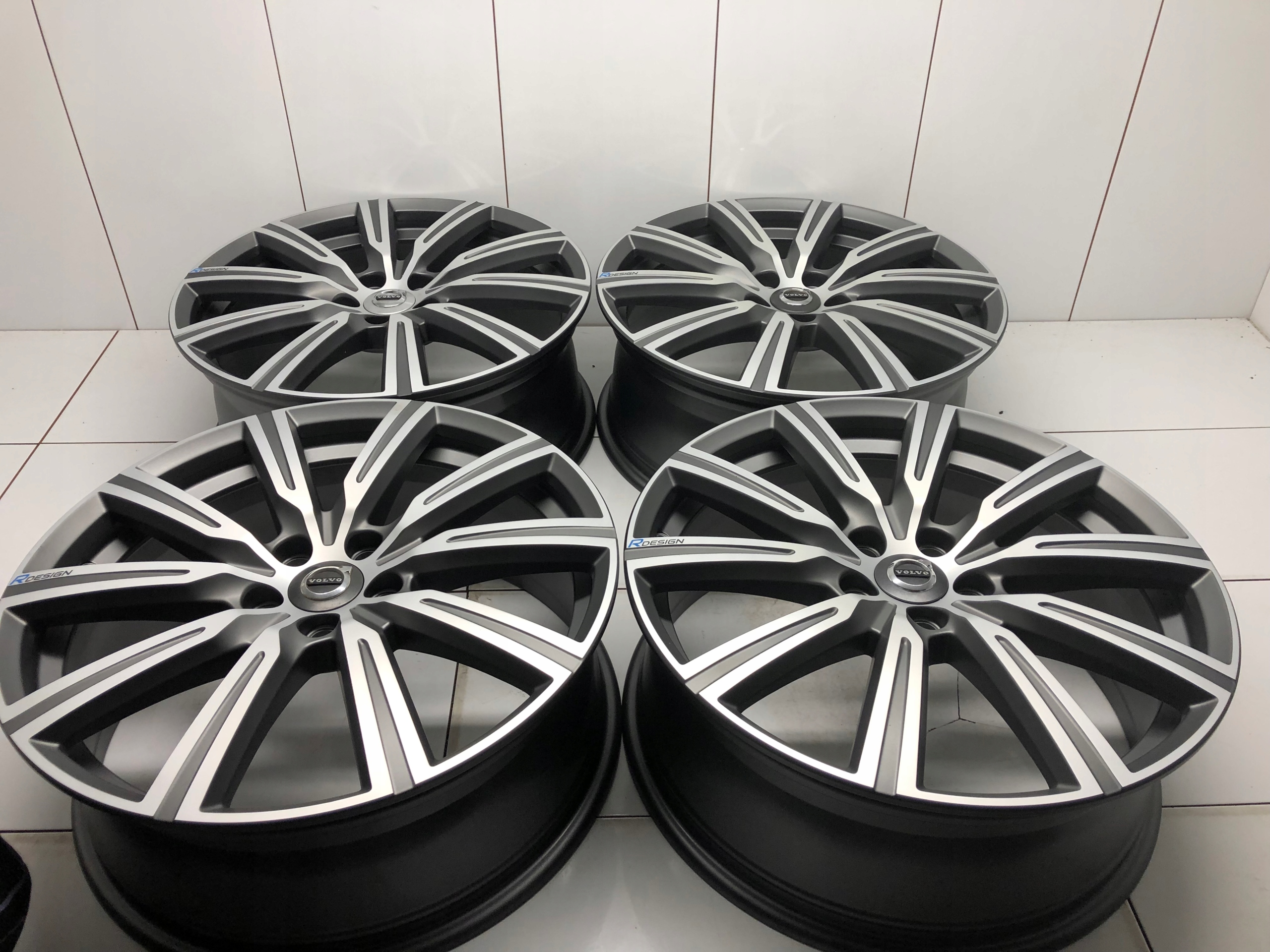 Felga aluminiowa Volvo OE xc60 7.5" x 19" 5x108 ET 50 za 4800.00PLN z ...