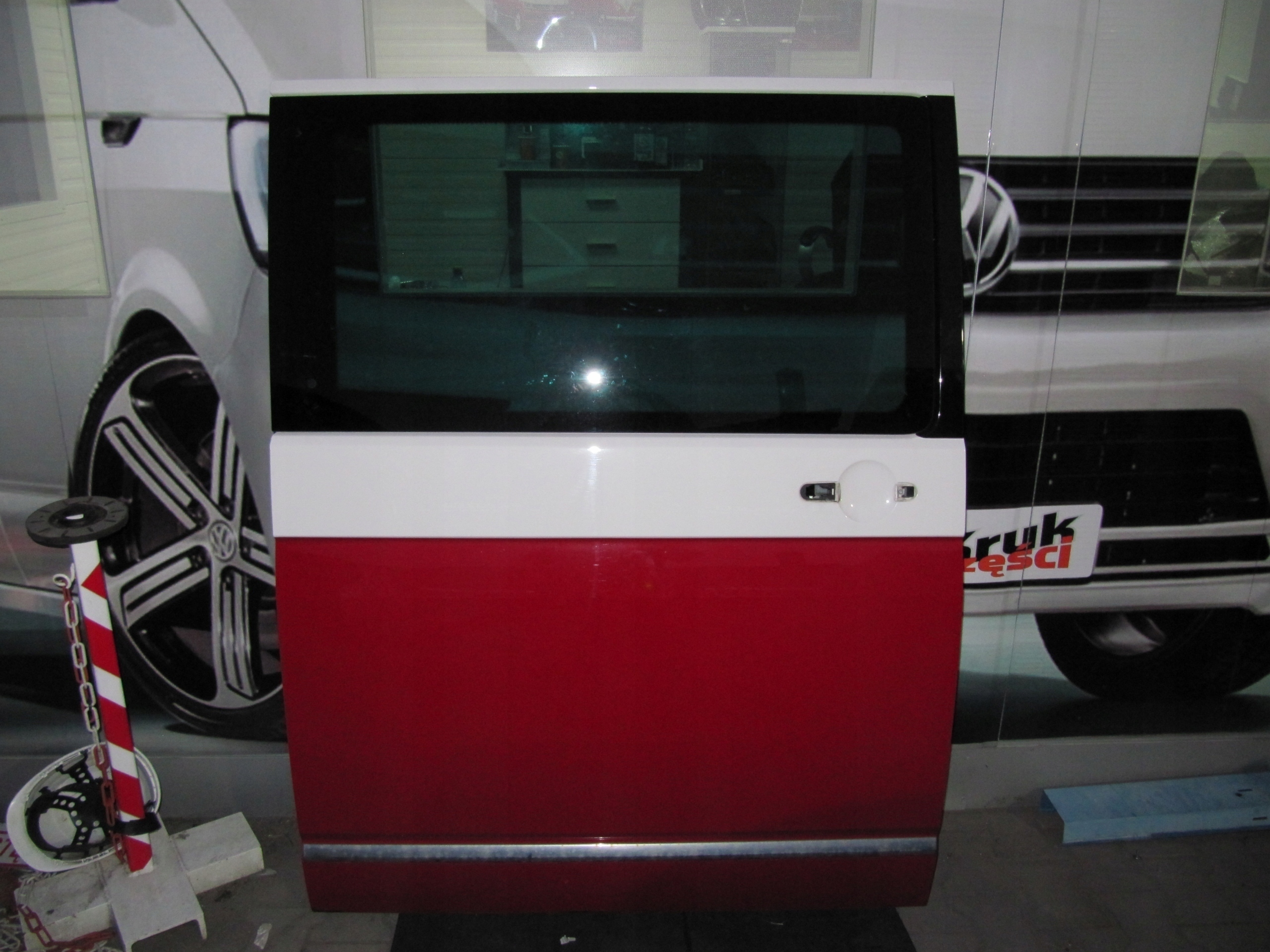 DRZWI PRAWE TYŁ VW T6 LB9A LH3T L0K1 LR1X LH6Z za 1300.00PLN z Rawicz ...