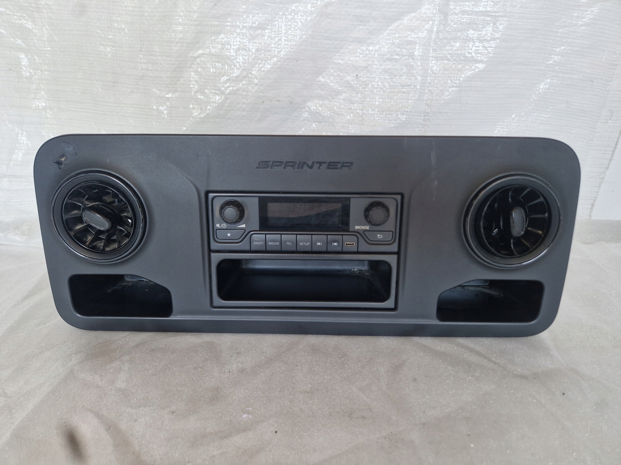 SPRINTER 910 907 RADIO KRATKA NAWIEWU RAMKA DESKI za 600.00PLN z ULESIE ...