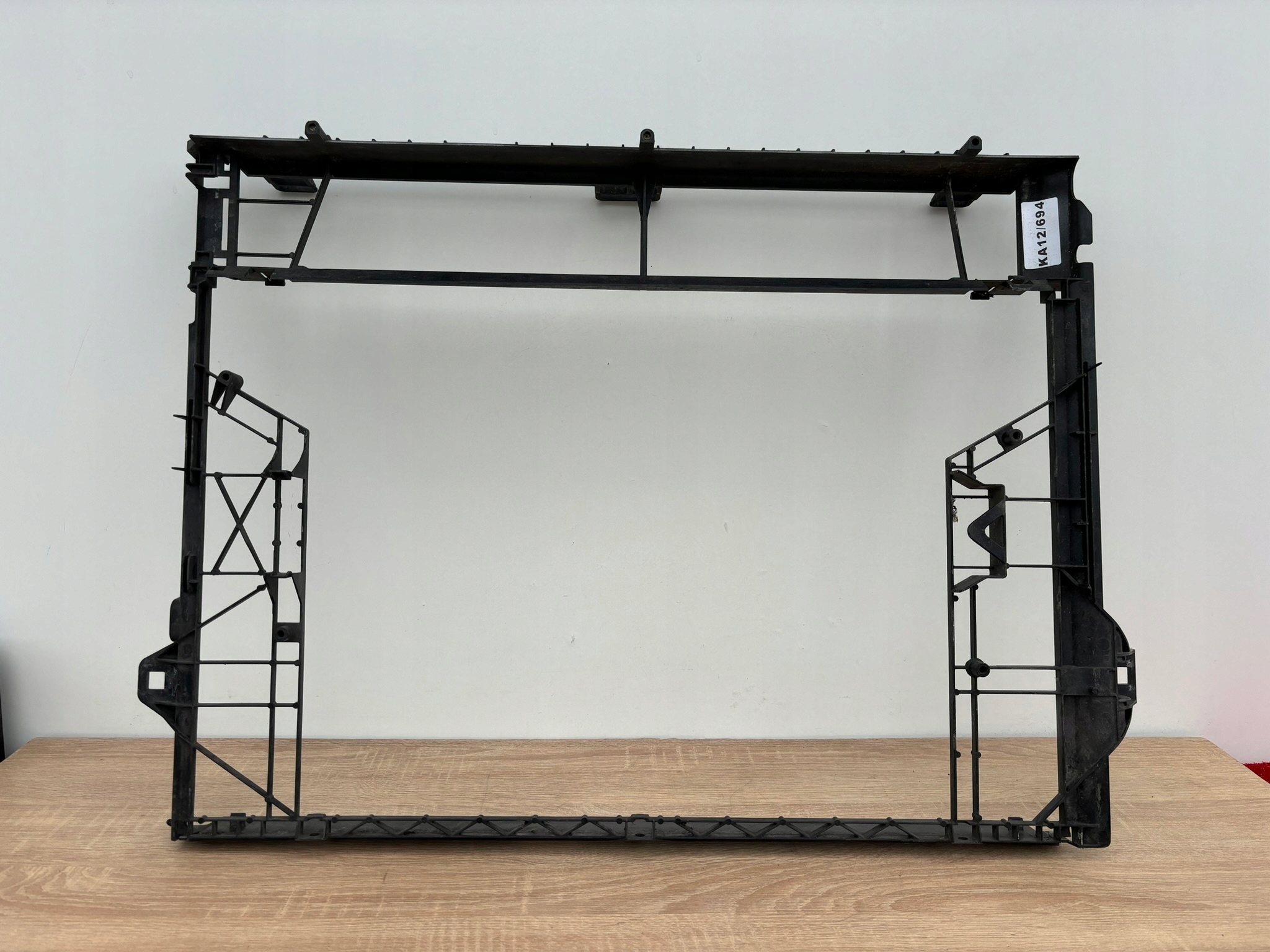 RAMKA OBUDOWA CHŁODNICY PORSCHE CAYENNE 7P TOUAREG 7P0121093D KA12/694 ...