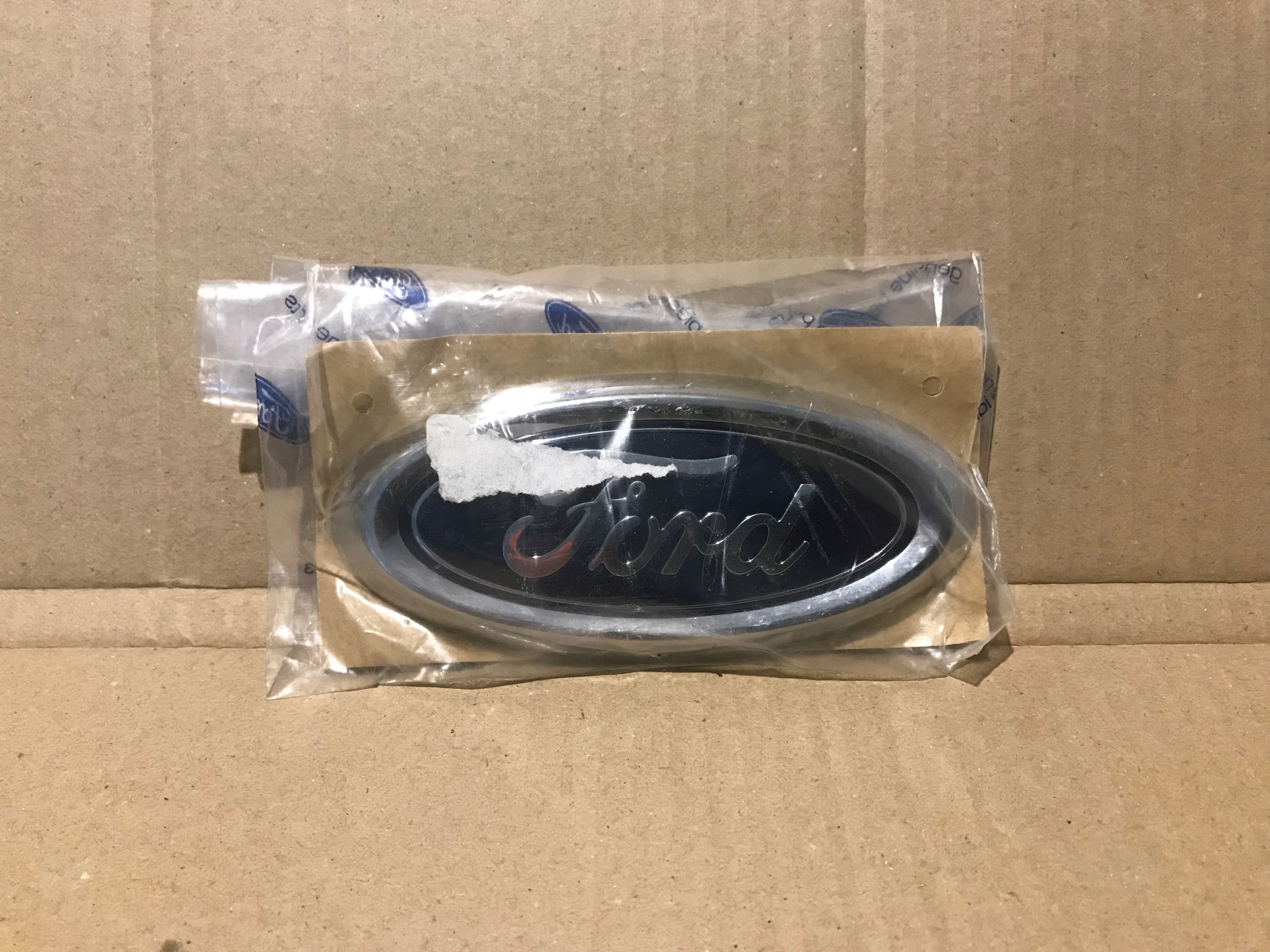 FORD S-MAX MK3 SMAX MK III EMBLEMAT LOGO ZNACZEK 2032915 za 180 zł z ...