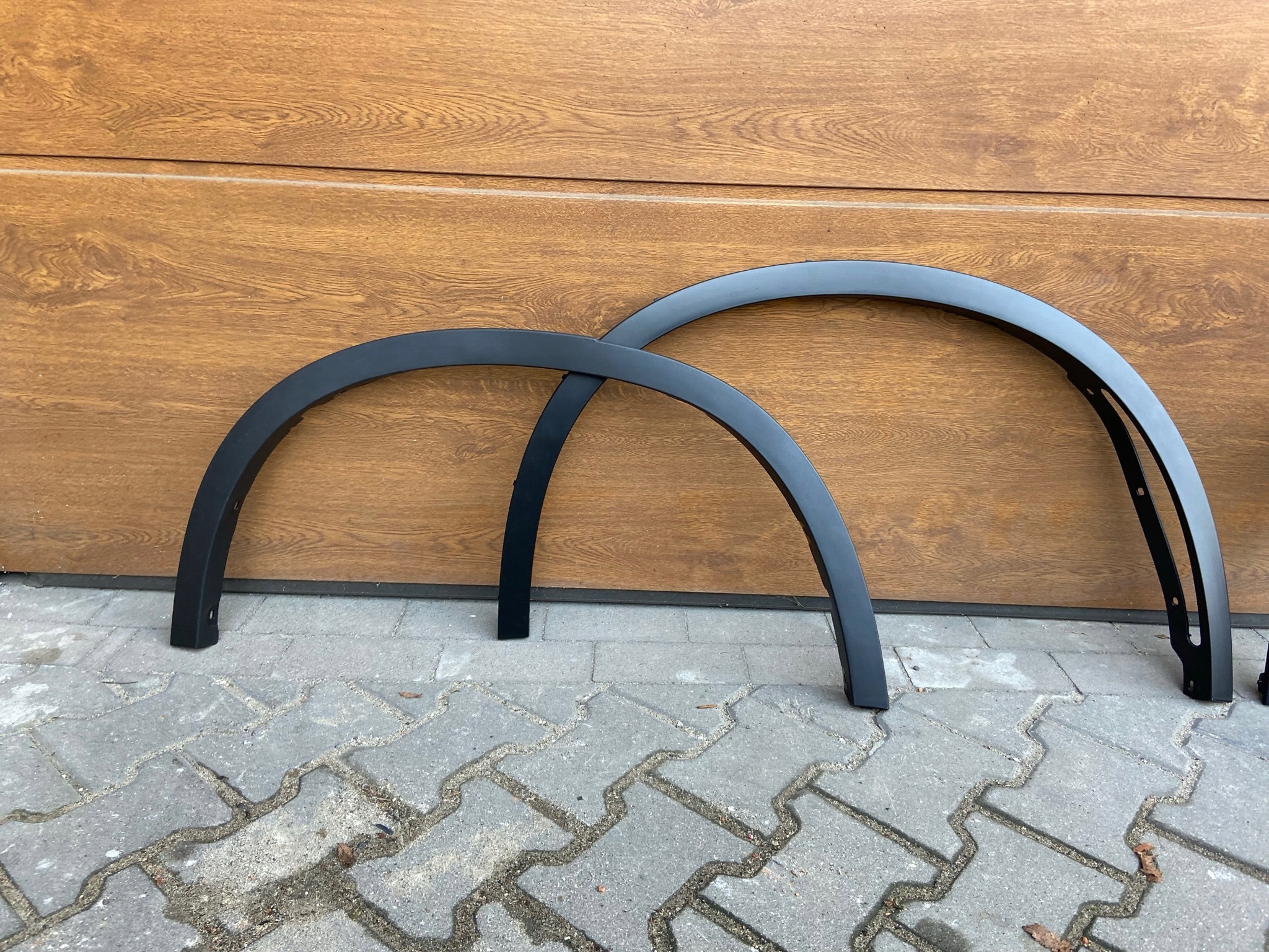 listwa błotnika sierp przód BMW X5 F15 13-1 za 129.00PLN z Żmigród ...