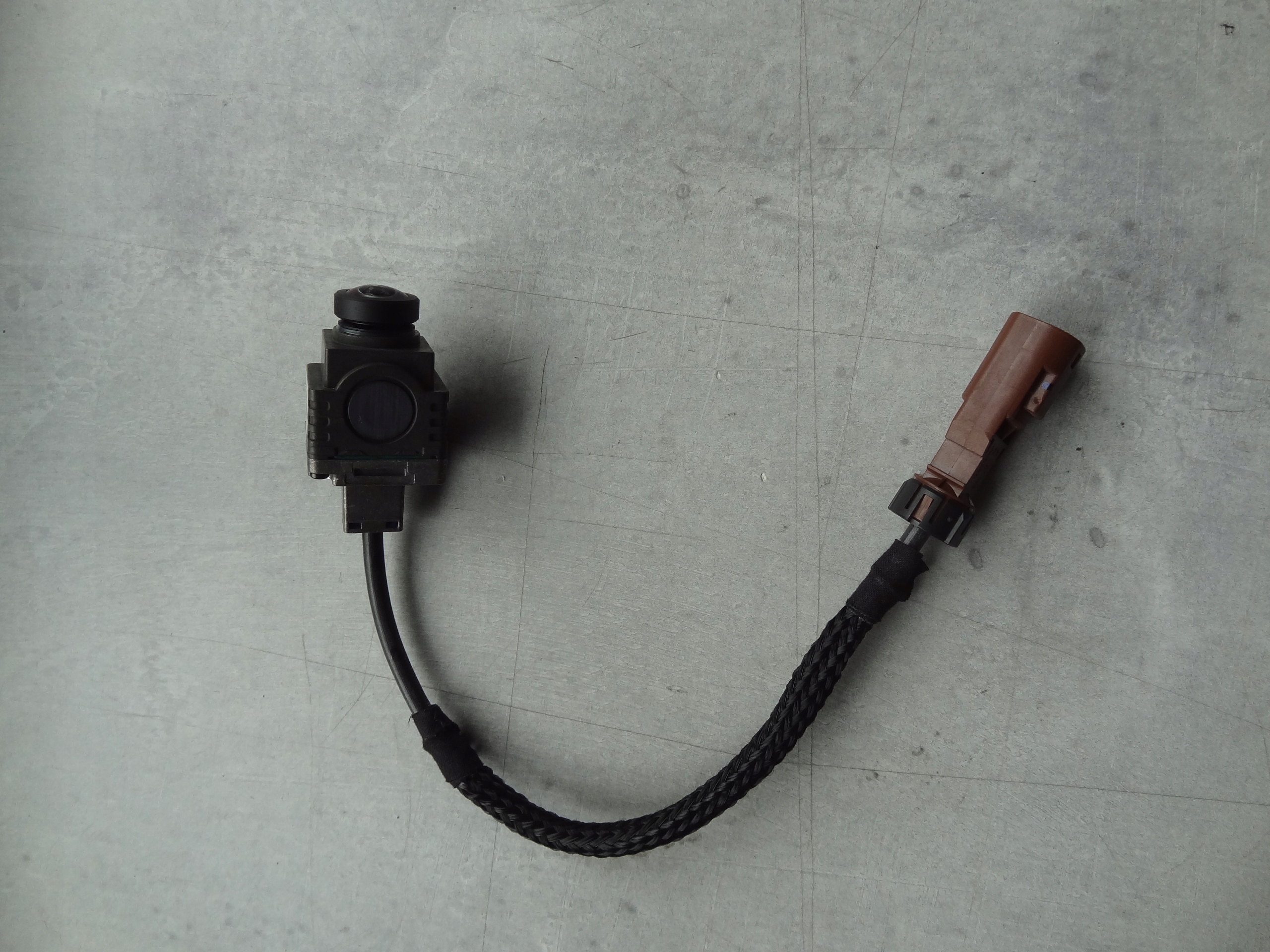 MERCEDES GLE 167 KAMERA TYŁ W KLAPĘ A0009056206 0009056206 za 450.00PLN ...