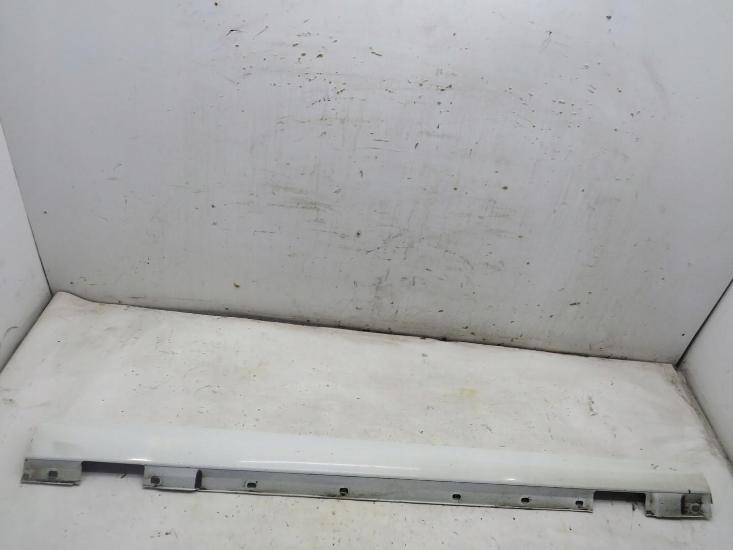 Педаль порога права Lift MERCEDES W204 купити на Avtoex з Польщі в ...