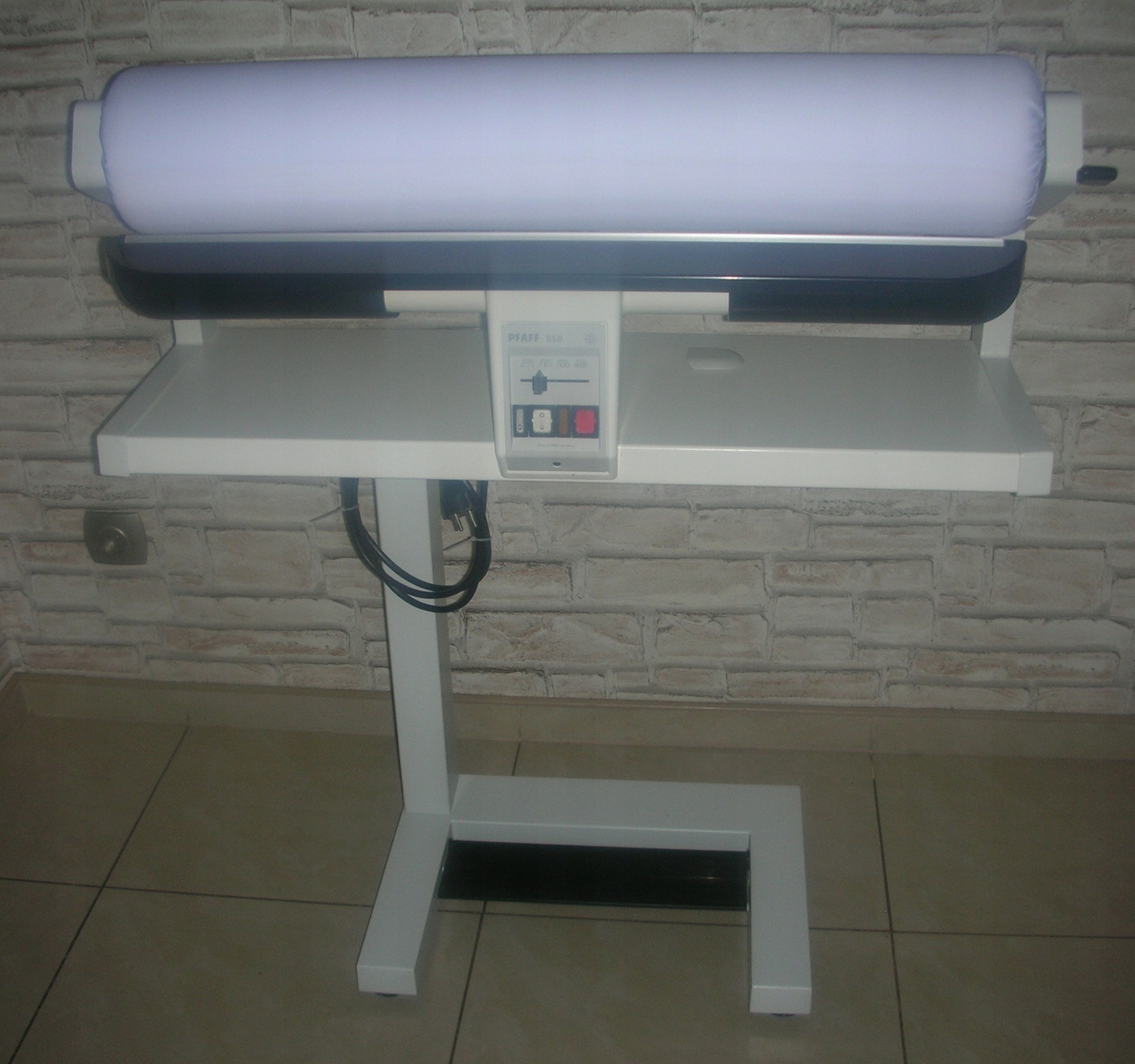 Magiel PFAFF prasowalnica elektryczny maglownica + parowanie + regul ...