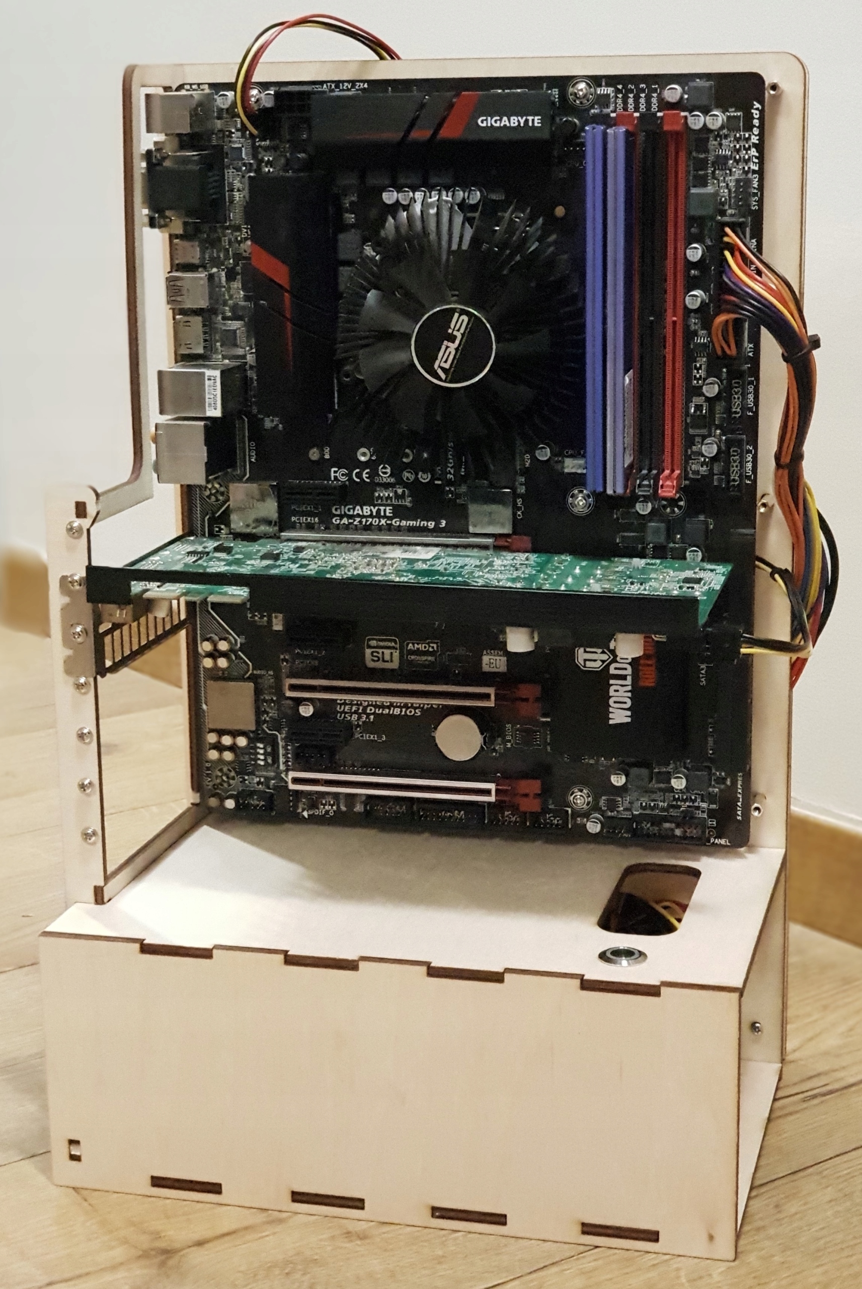 Skříň W-CASE 1 WOOD / Open case PC / Test Bench za 1314 Kč - Allegro