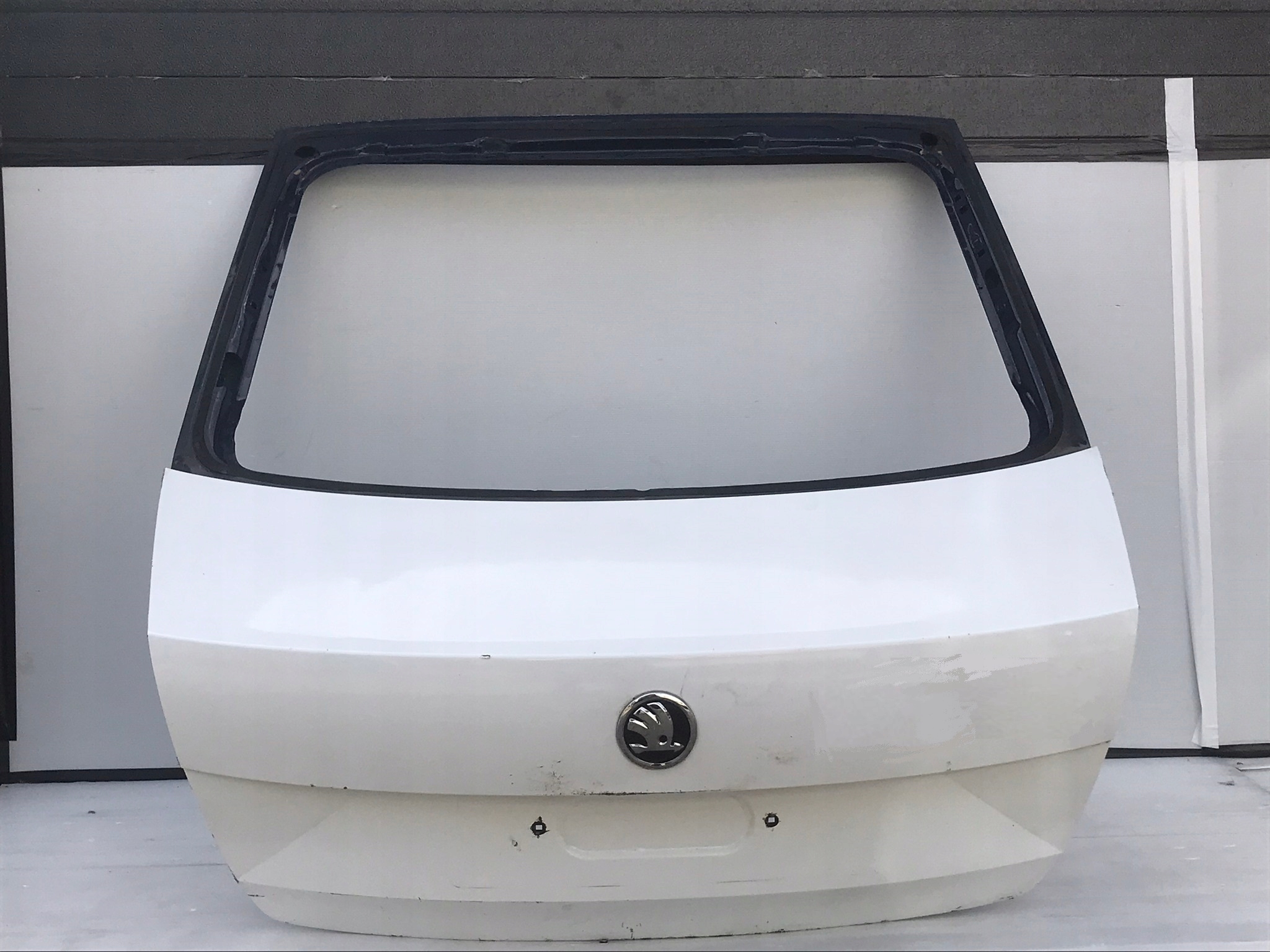 SKODA OCTAVIA III HB ЗАДНЯЯ КРЫШКА БАГАЖНИКА 2018- купить на Avtoex из ...