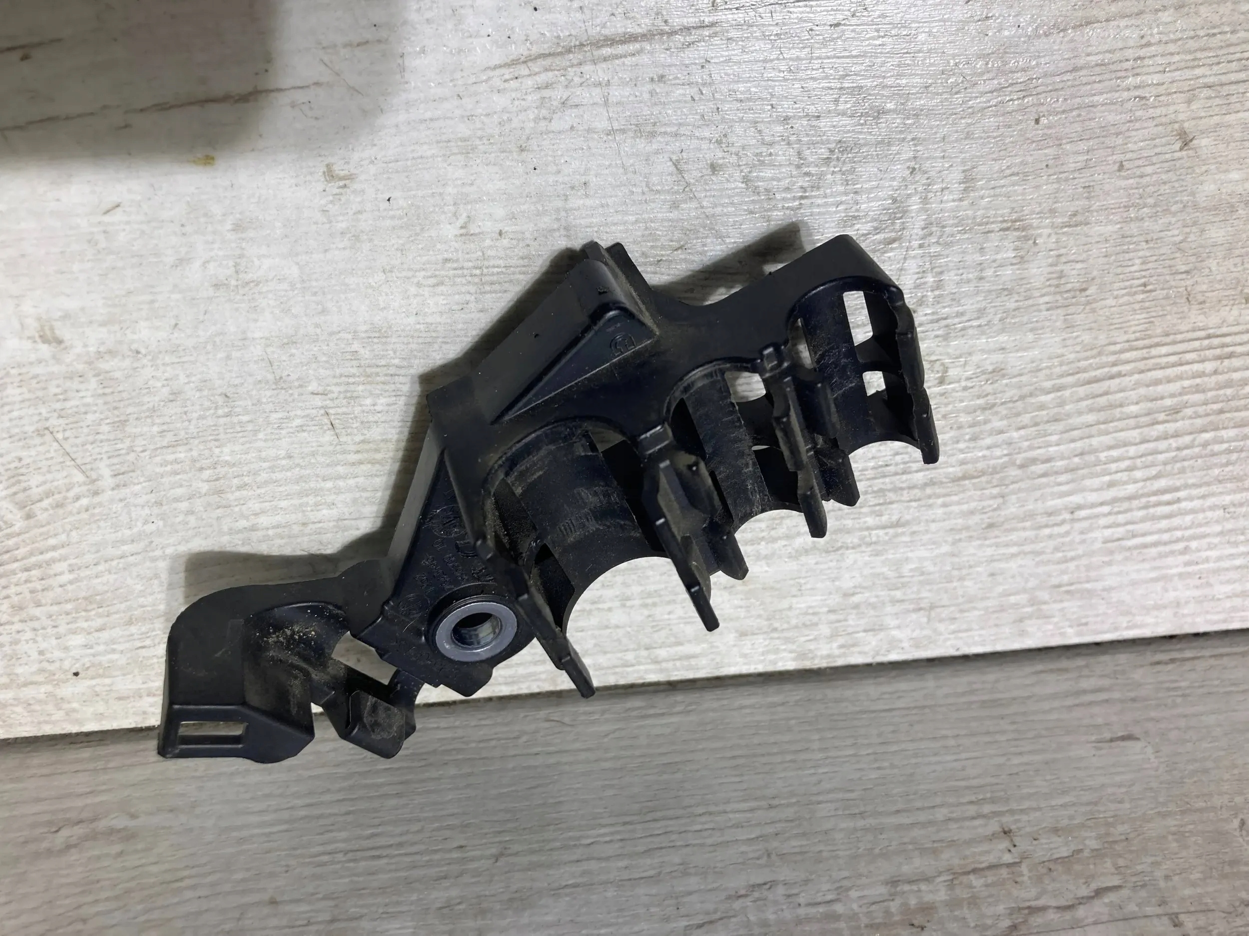 BMW X1 F48 F49 2020 mocowanie uchwyt przewodów 7643146 za 45 zł z ...