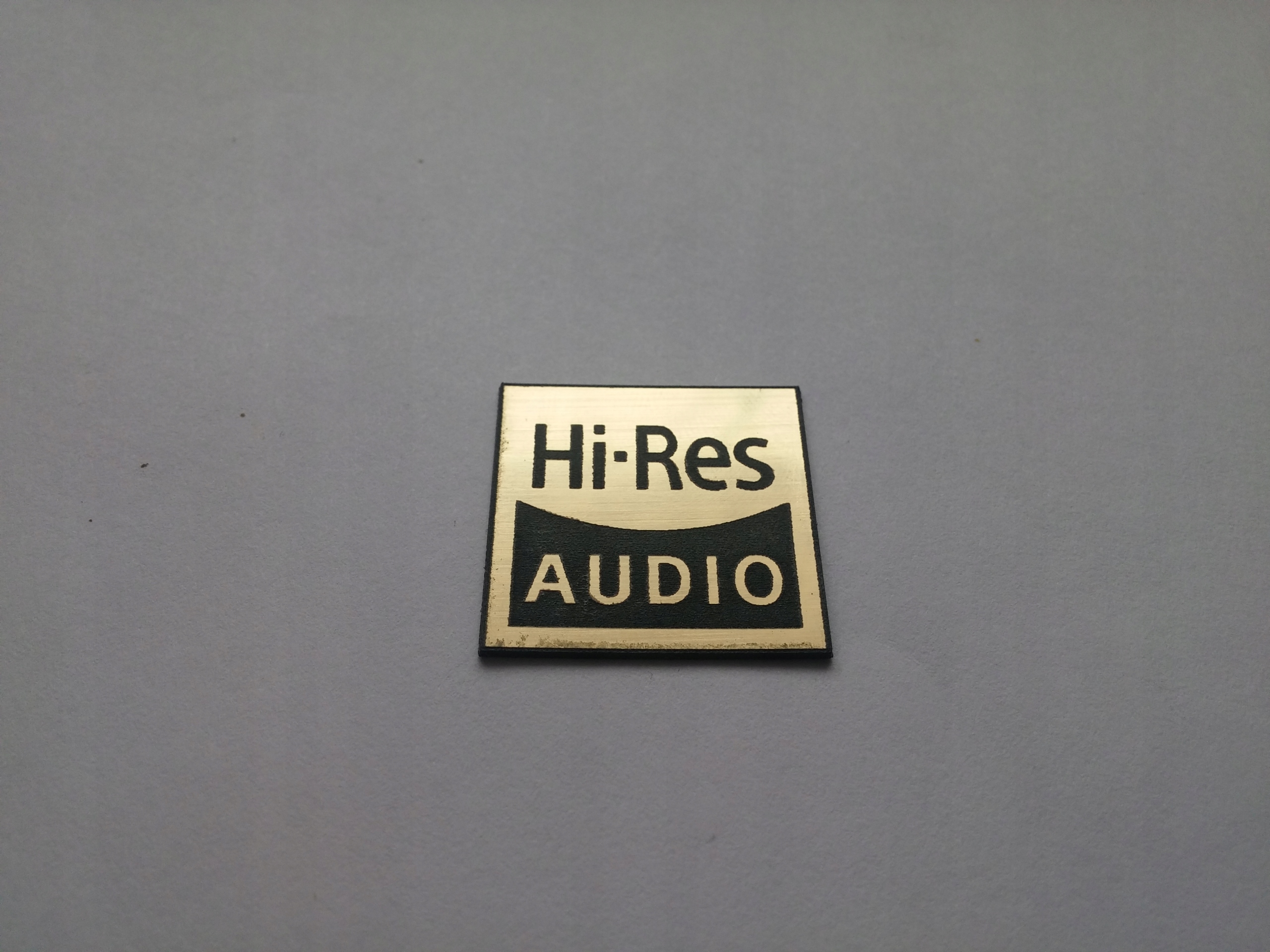 HI-RES AUDIO naklejka emblemat 25 x 25 mm *ZŁOTA w Bydgoszcz - Sklep ...