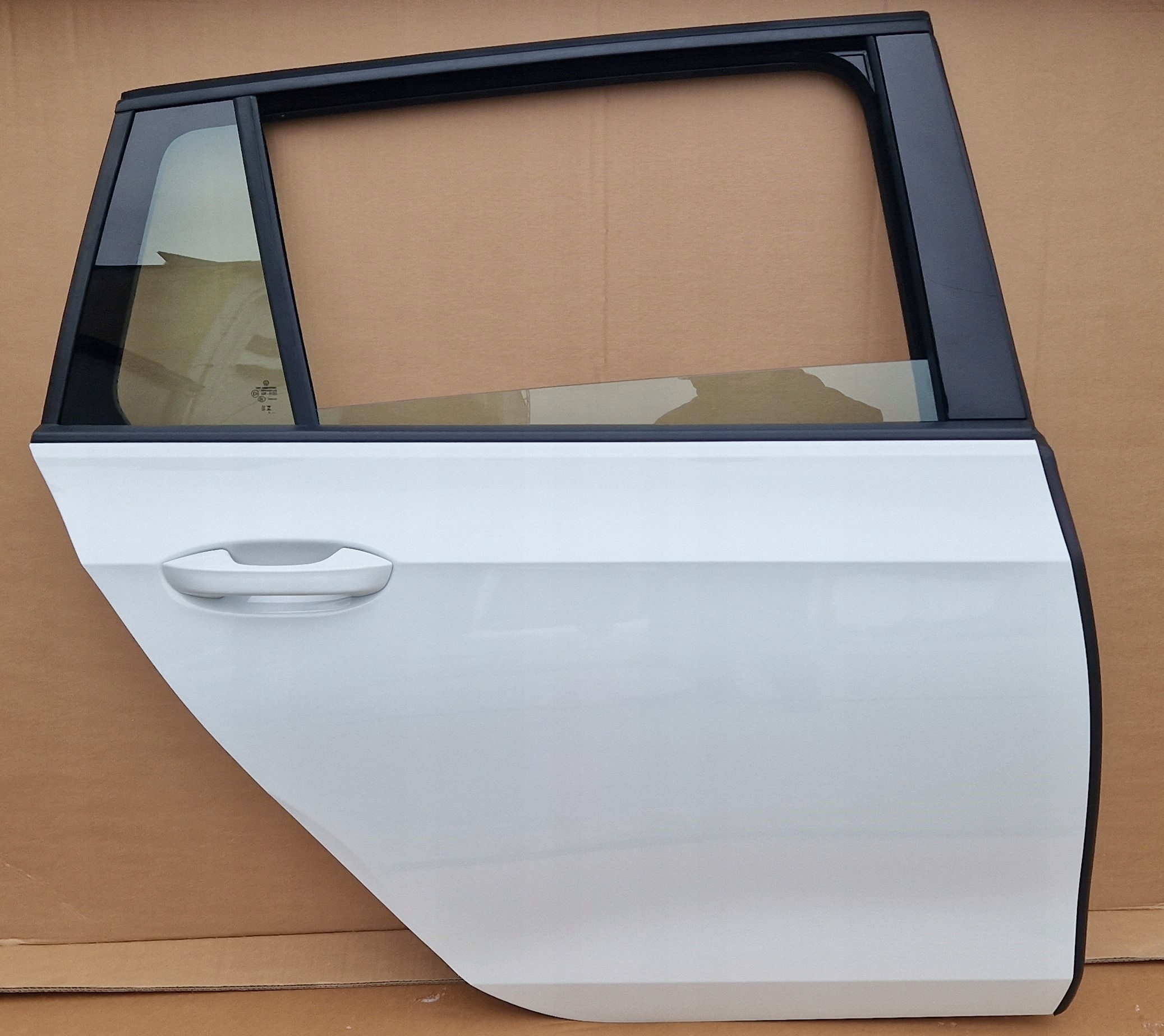 DRZWI GOLF 8 VIII KOMBI KOLOR LC9A IDEAŁ ORYGINAŁ LAKIER BEZ MALOWANIA ...