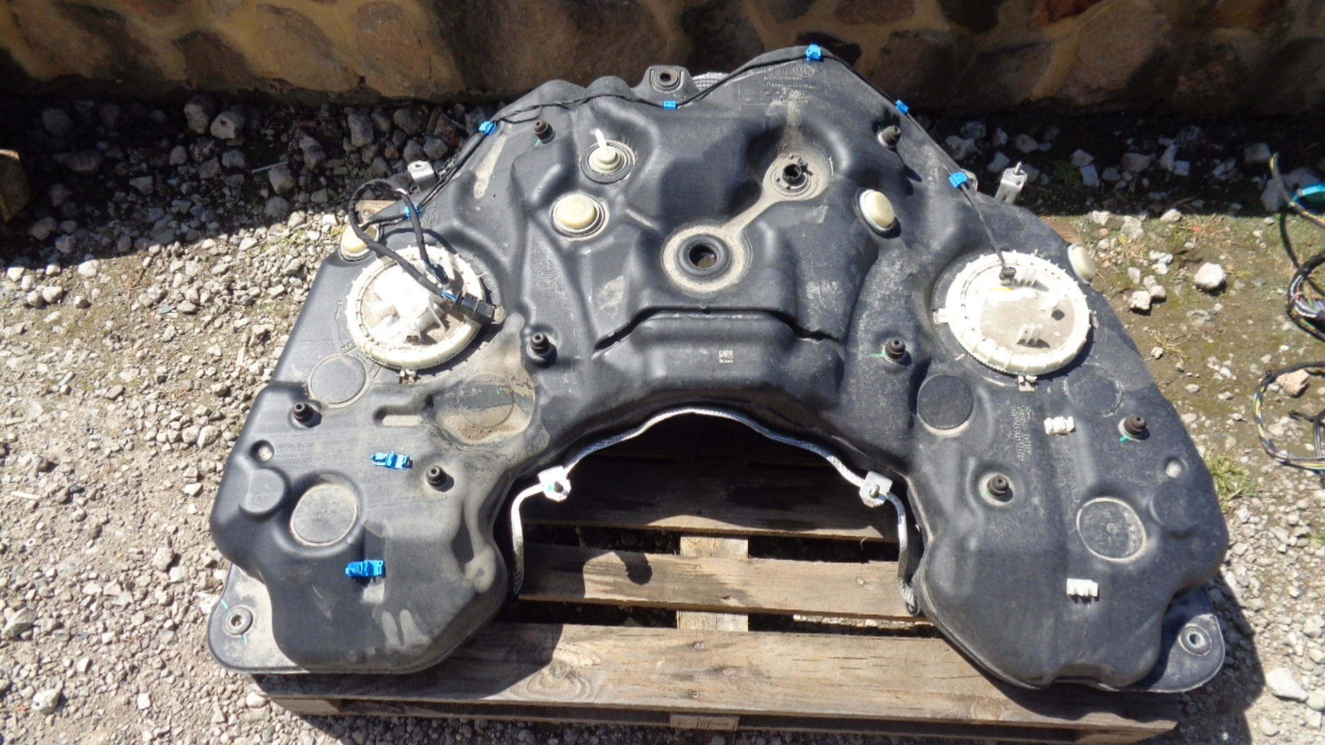 MERCEDES GLE W166 3.5d bak zbiornik paliwa kpl. a0050088199 a1664703194 ...