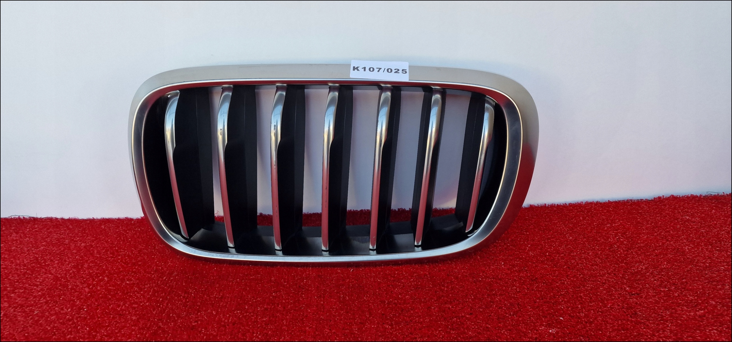 BMW X5 X6 F15 F16 LEWA KRATKA NERKA DO ZDERZAKA ATRAPA SATYNA K107/025 ...