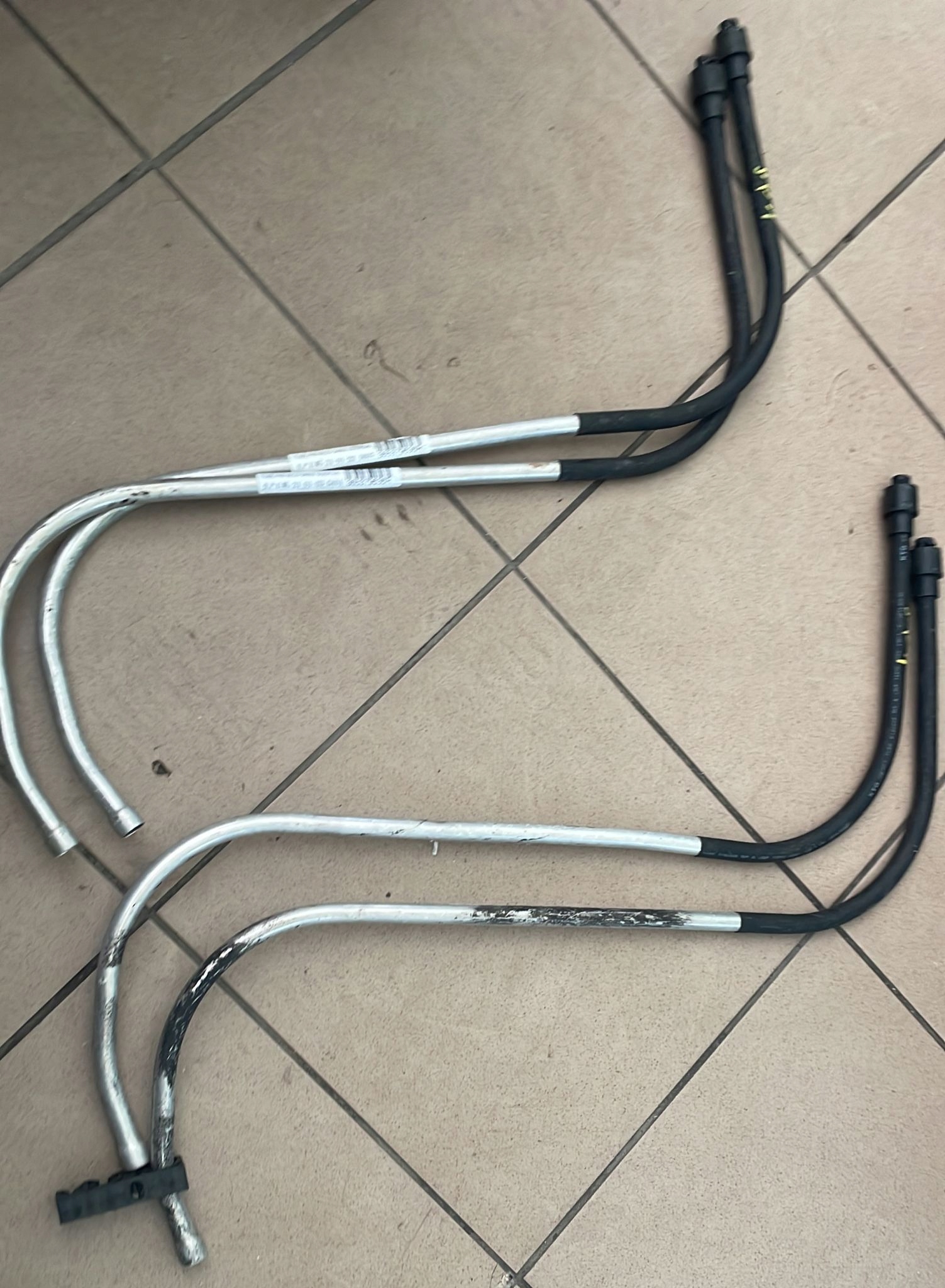 PROWADNICA LINKI HAMULCA RĘCZNEGO DACIA SPRING 365361648R, 365379636R ... PROWADNICA LINKI HAMULCA RĘCZNEGO DACIA SPRING 365361648R, 365379636R ...