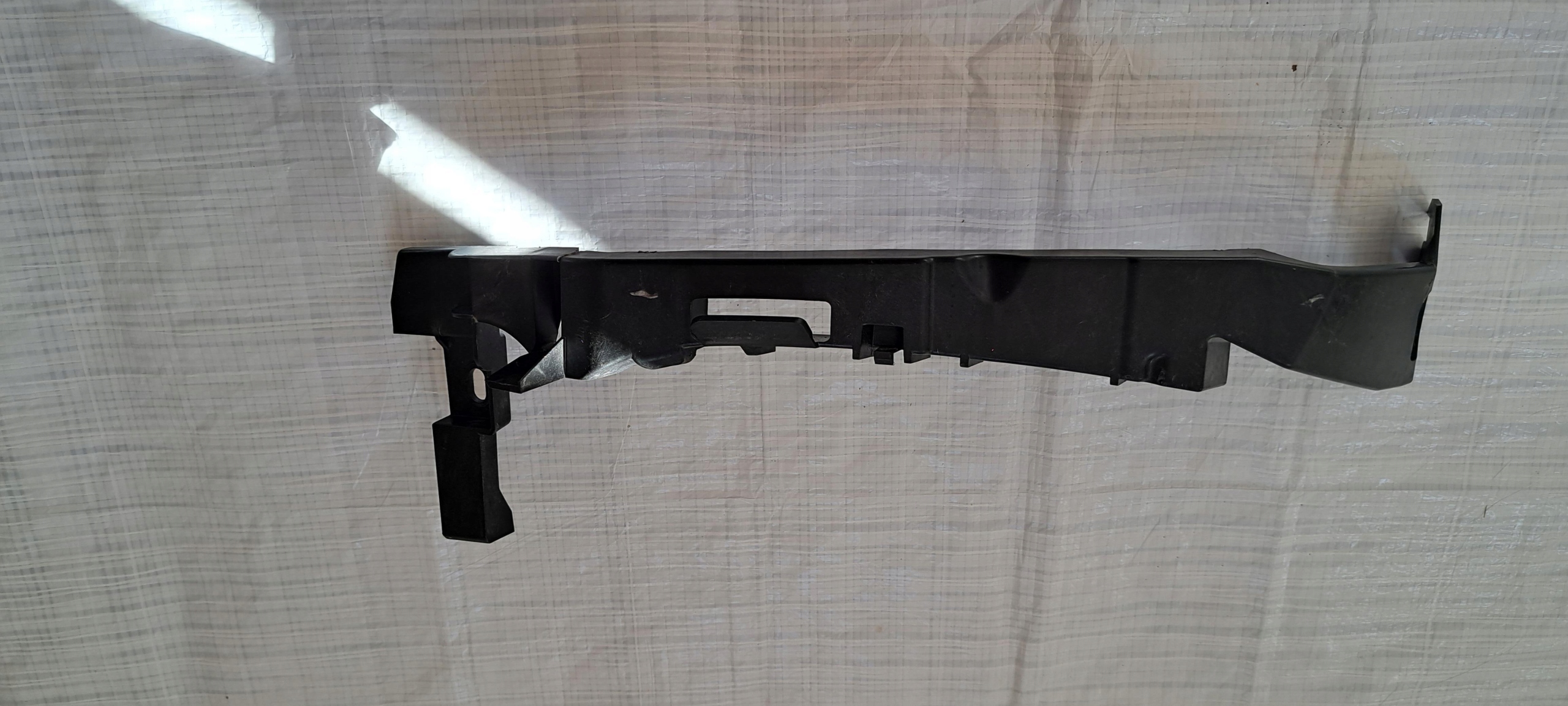 MAZDA CX-30 ŚLIZG ZDERZAK PRZÓD PRAWY DGH9-50151 DGH9-50151 za 100 zł z ...