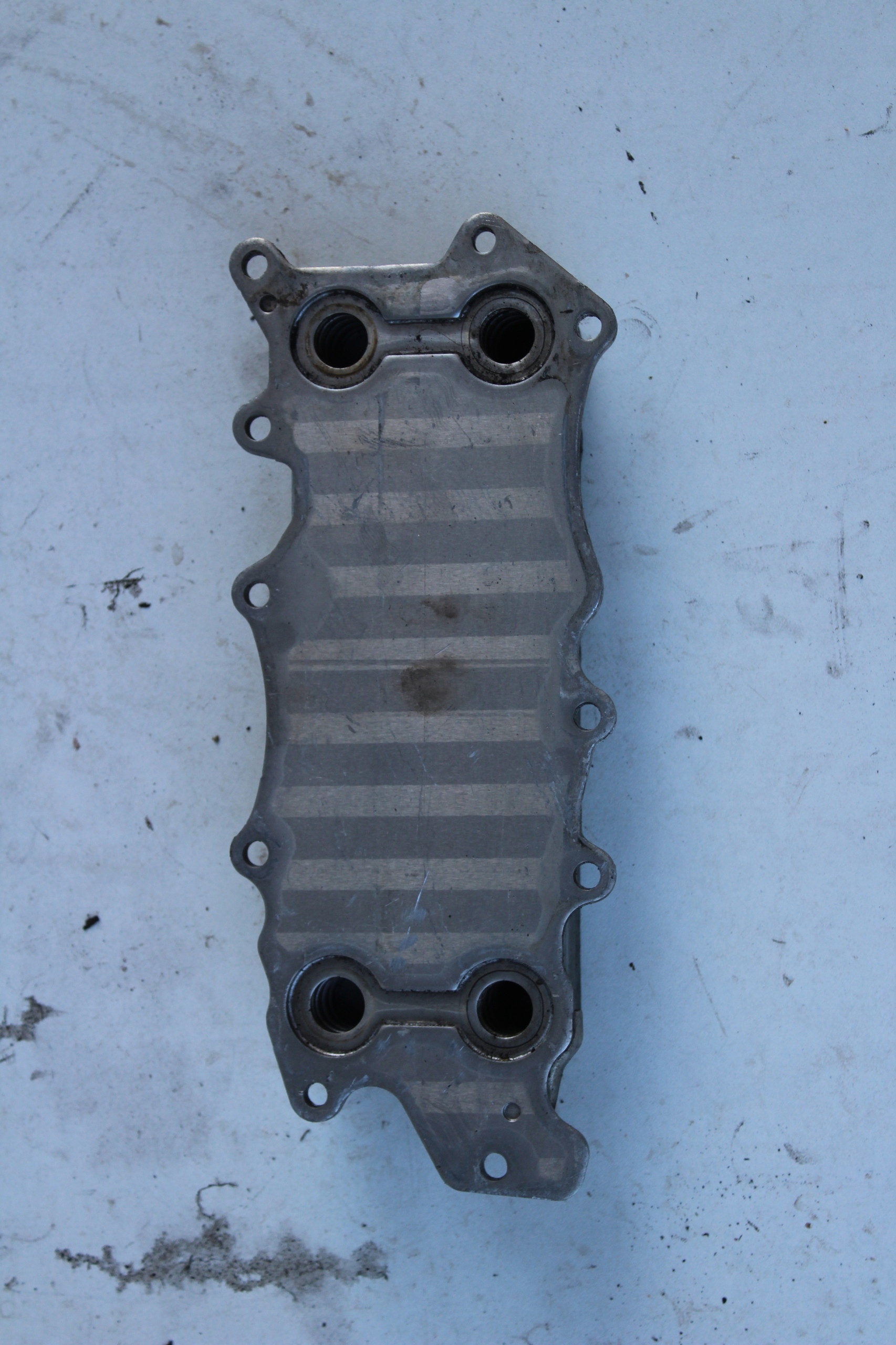 Mercedes-Benz OE A6421800165 chłodnica oleju - porównaj ceny - Allegro.pl