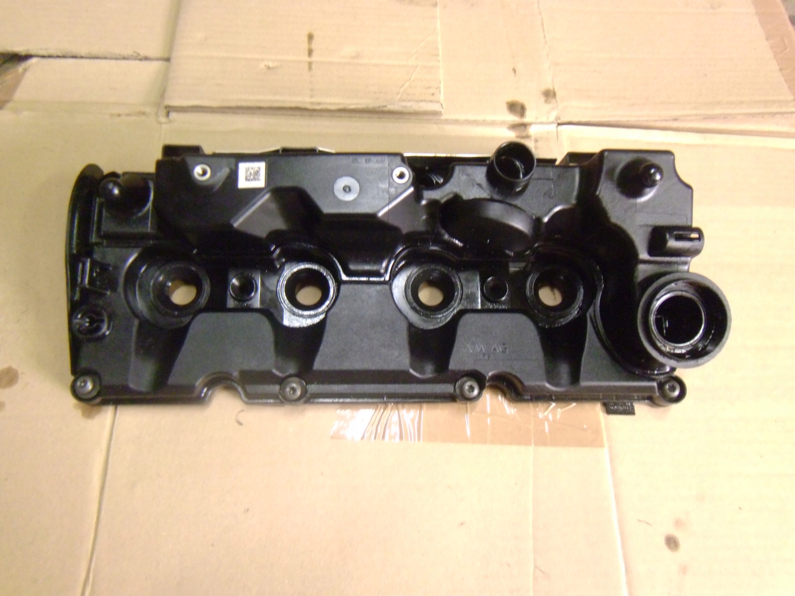 POKRYWA ZAWORÓW VW AUDI 03L103469AE za 200.00PLN z Sieradz - Allegro ...