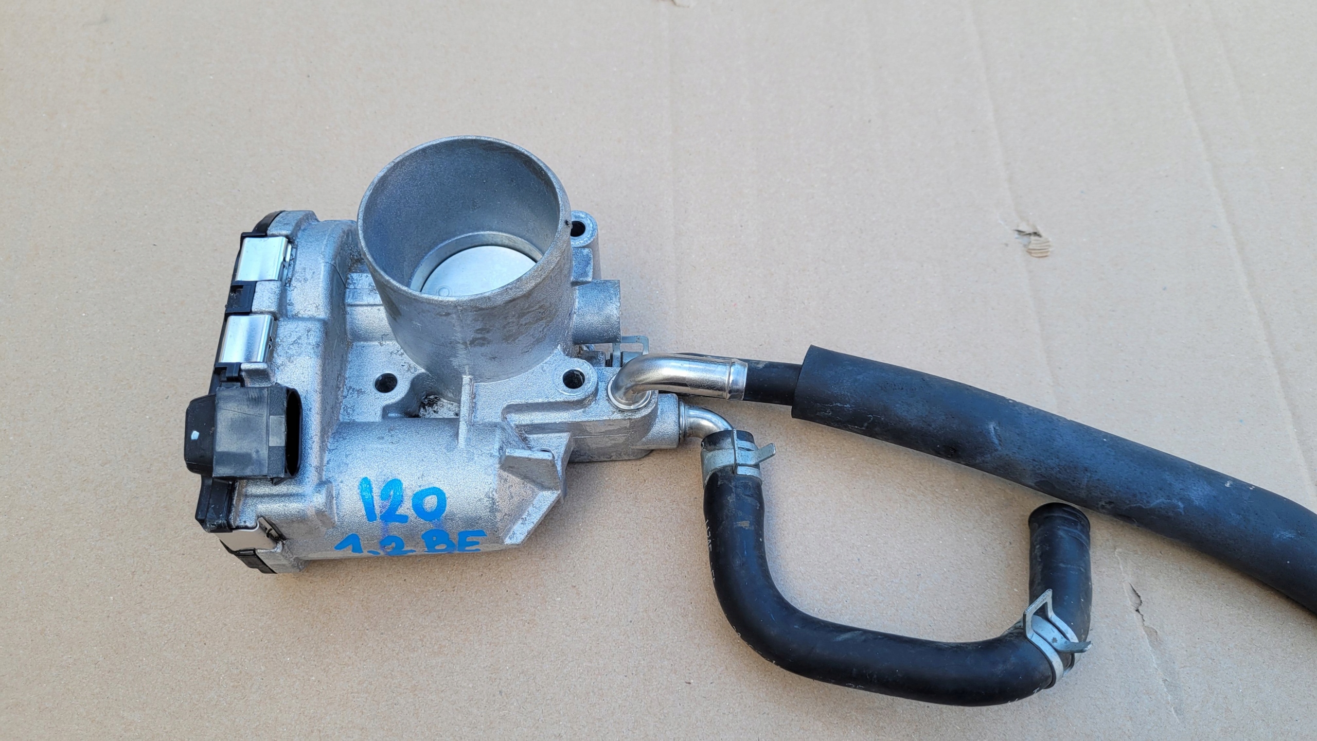 HYUNDAI i20 II 2017 1,2 PRZEPUSTNICA 35100-04700 za 230.00PLN z KOŁO ...