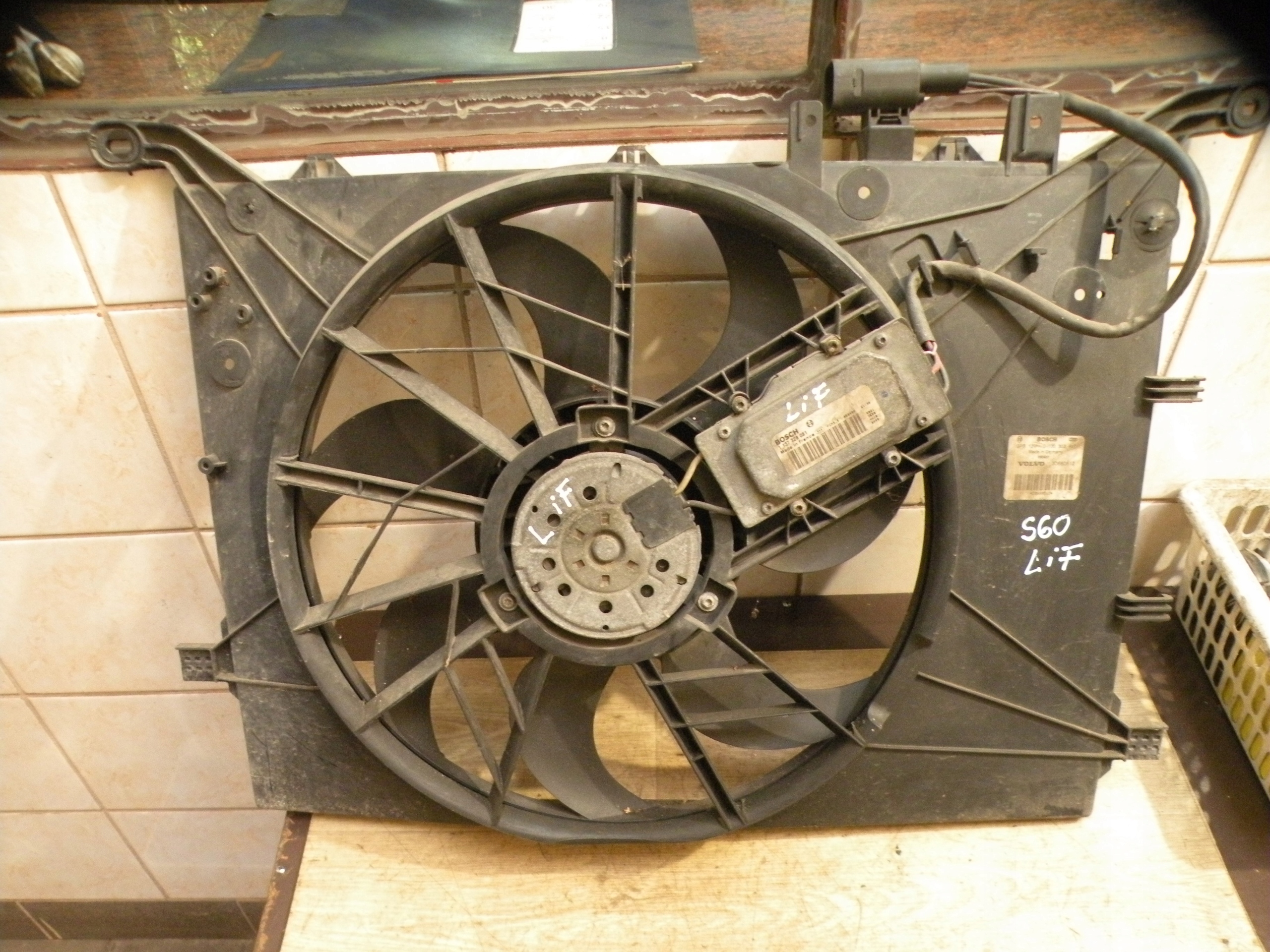 Volvo OE 30680512 silnik elektryczny, wentylator chłodnicy • Cena ...