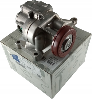 Mercedes-Benz OE A646 180 16 01 pompa oleju za 1924.90PLN z Poznań ...