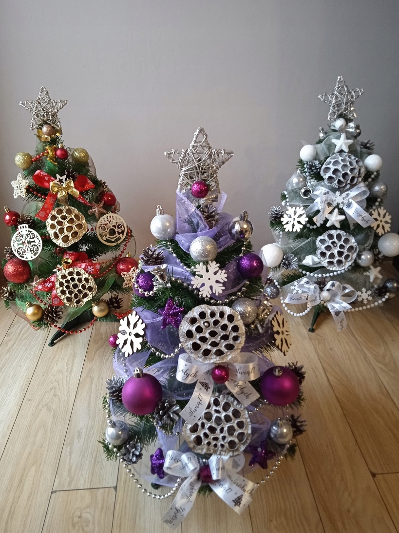 CHOINKA mała z dekoracją ubrana z lampkami 70 cm • Cena, Opinie ...