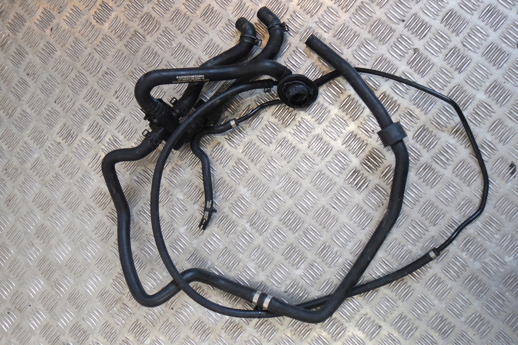 PRZEWOD ZAWOR NAGRZEWNICY MERCEDES S W217 A2228303496 A2228303196 ...