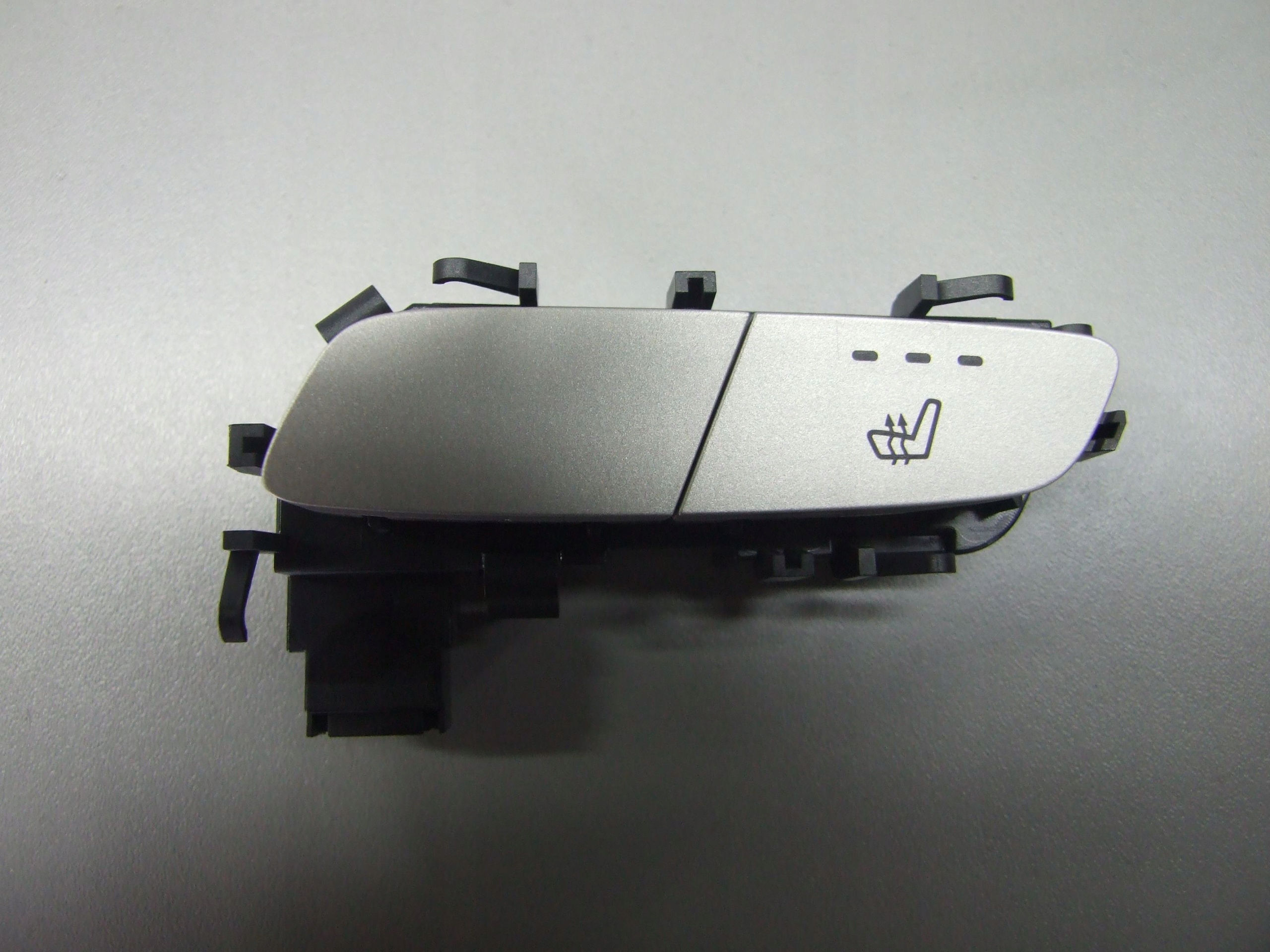 Panel grzania fotela Mercedes-Benz OE 2139057502 za 62.10PLN z Bogacica ...