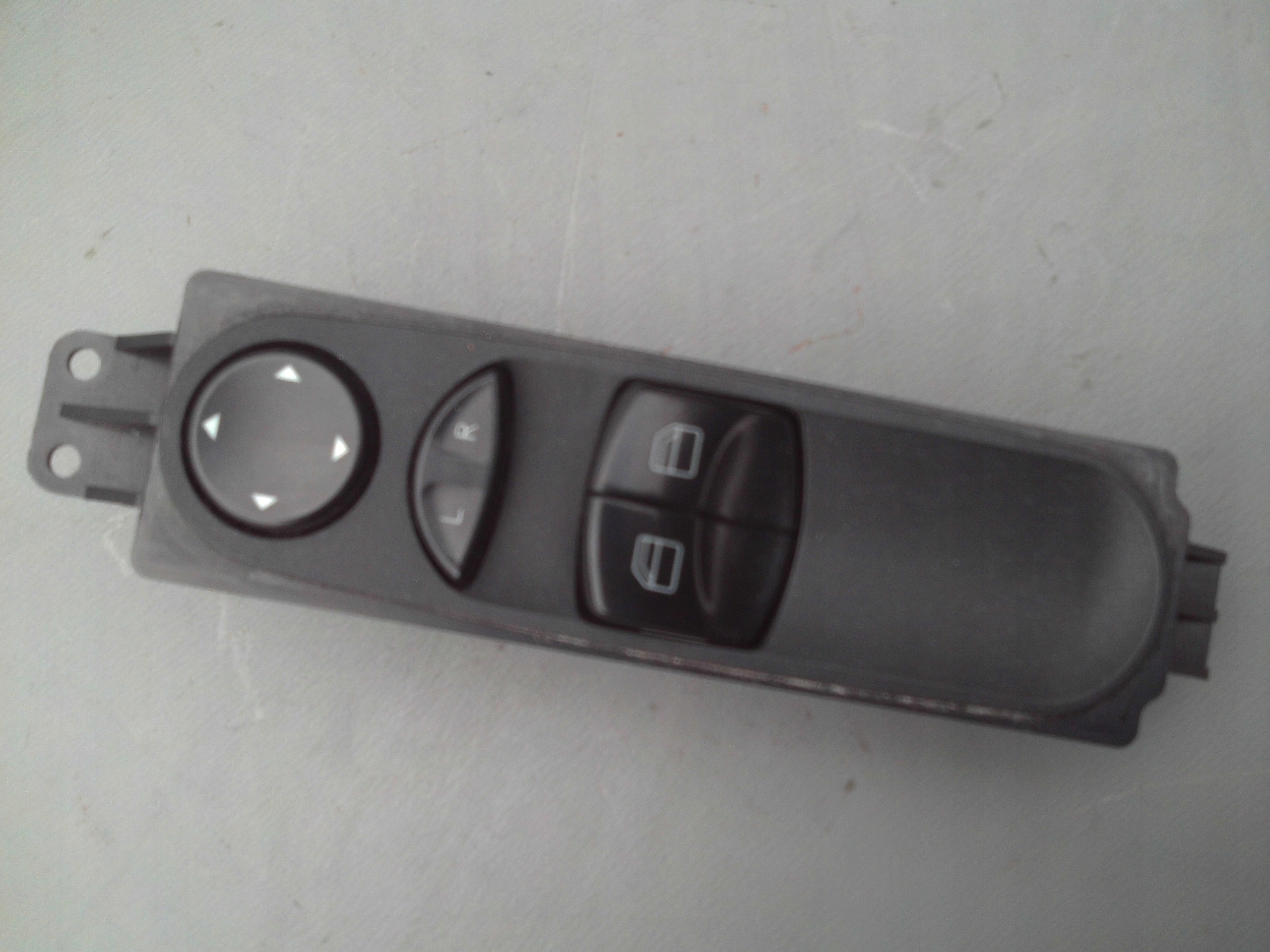 Przełącznik szyb Mercedes-Benz OE 9065451213 - porównaj ceny - Allegro.pl