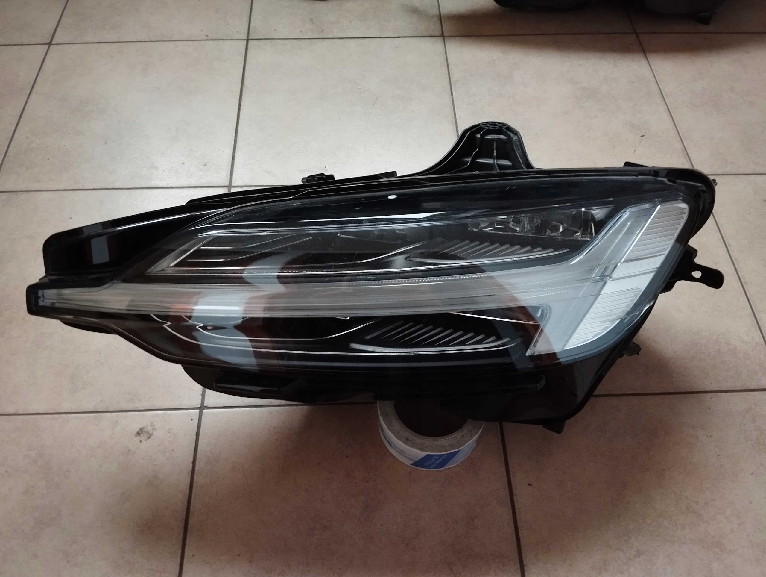 VOLVO V60 II S60 III LAMPA PRZÓD PRZEDNIA LEWA 32314154 FULL LED VOLVO V60 II S60 III LAMPA ...