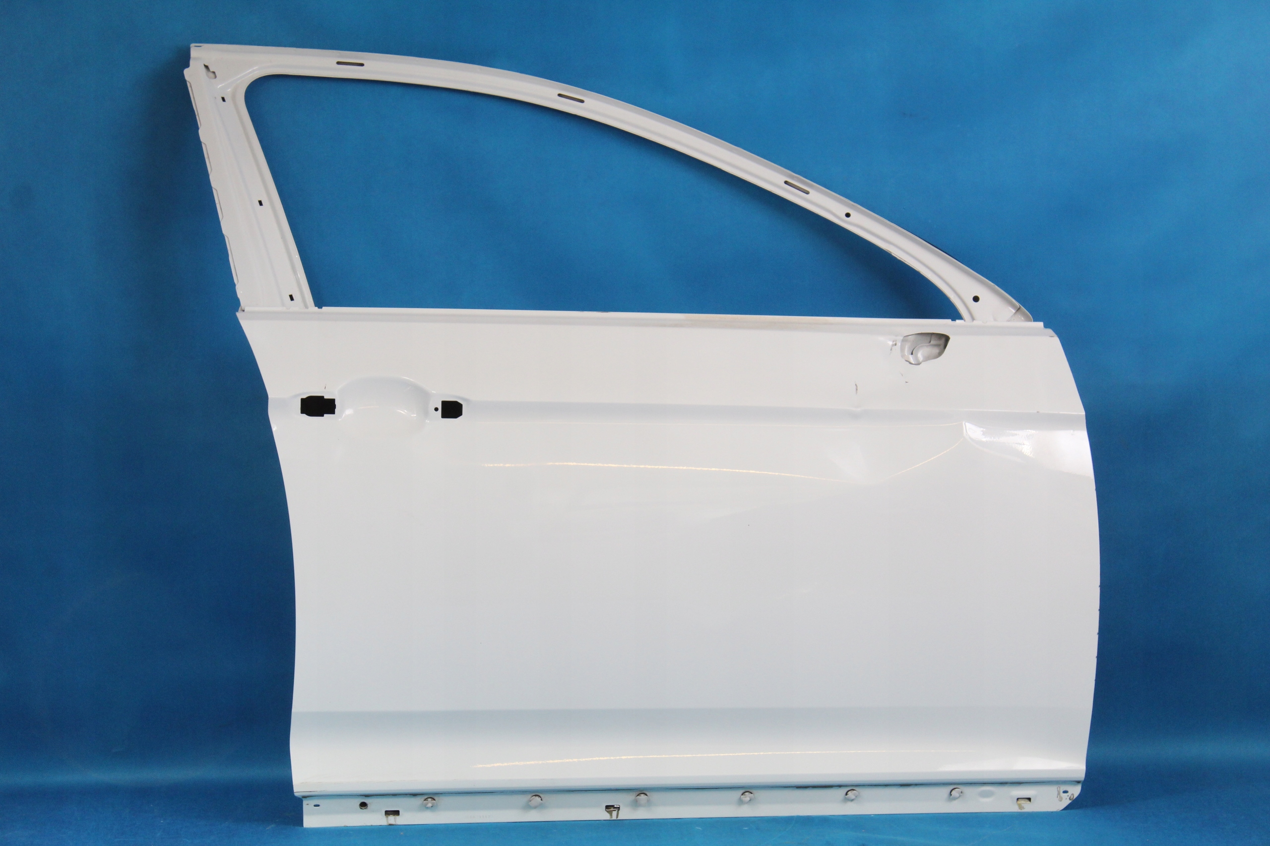 VW PASSAT B8 LIFT DRZWI PRZÓD PRAWY LC9A 2021R 3G0831056AG za 400.00PLN ...