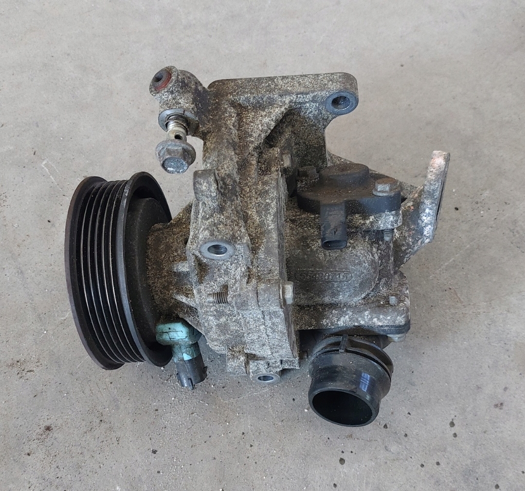 Opel OE 55490715 pompa wody - porównaj ceny - Allegro.pl