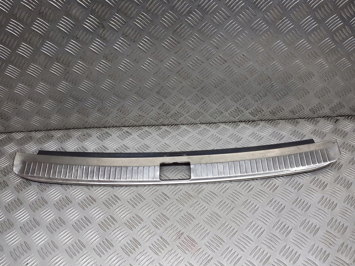 OSŁONA NAKŁADKA PROGU BAGAŻNIKA MERCEDES W203 za 65.00PLN z Kamińsko ...