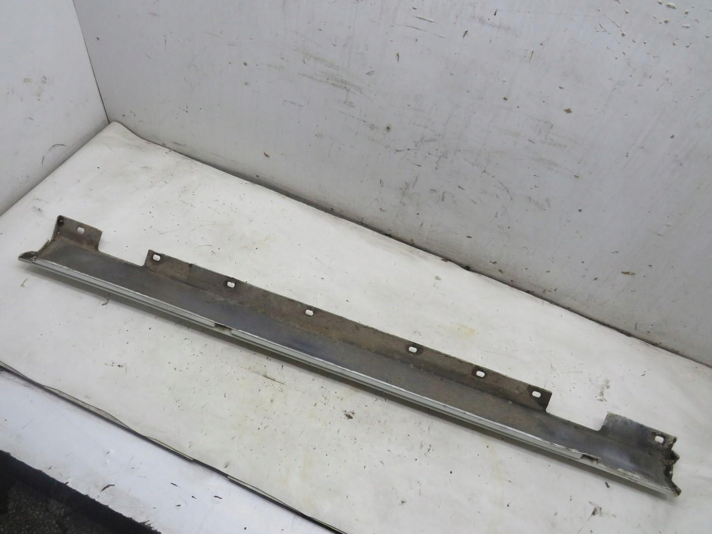 Педаль порога права Lift MERCEDES W204 купити на Avtoex з Польщі в ...