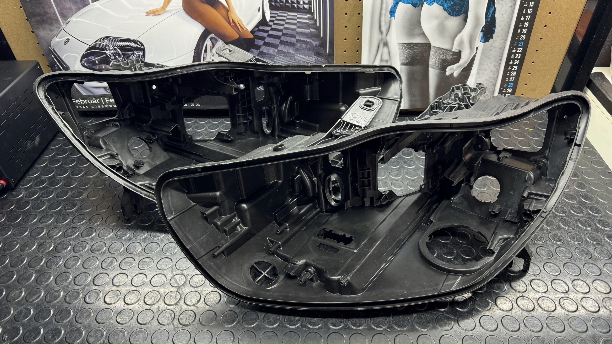 AUDI A6 C7 LIFT MATRIX FULL LED OBUDOWA LAMPY HELLA PRAWA LEWA ORYGINAŁ ...